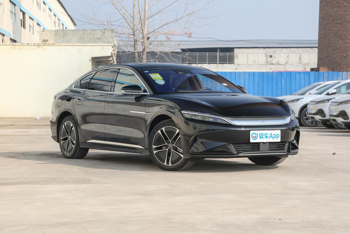 【汉EV 冠军版 605km 前驱尊贵型侧前45度车头向右水平图片-汽车图片大全】-易车