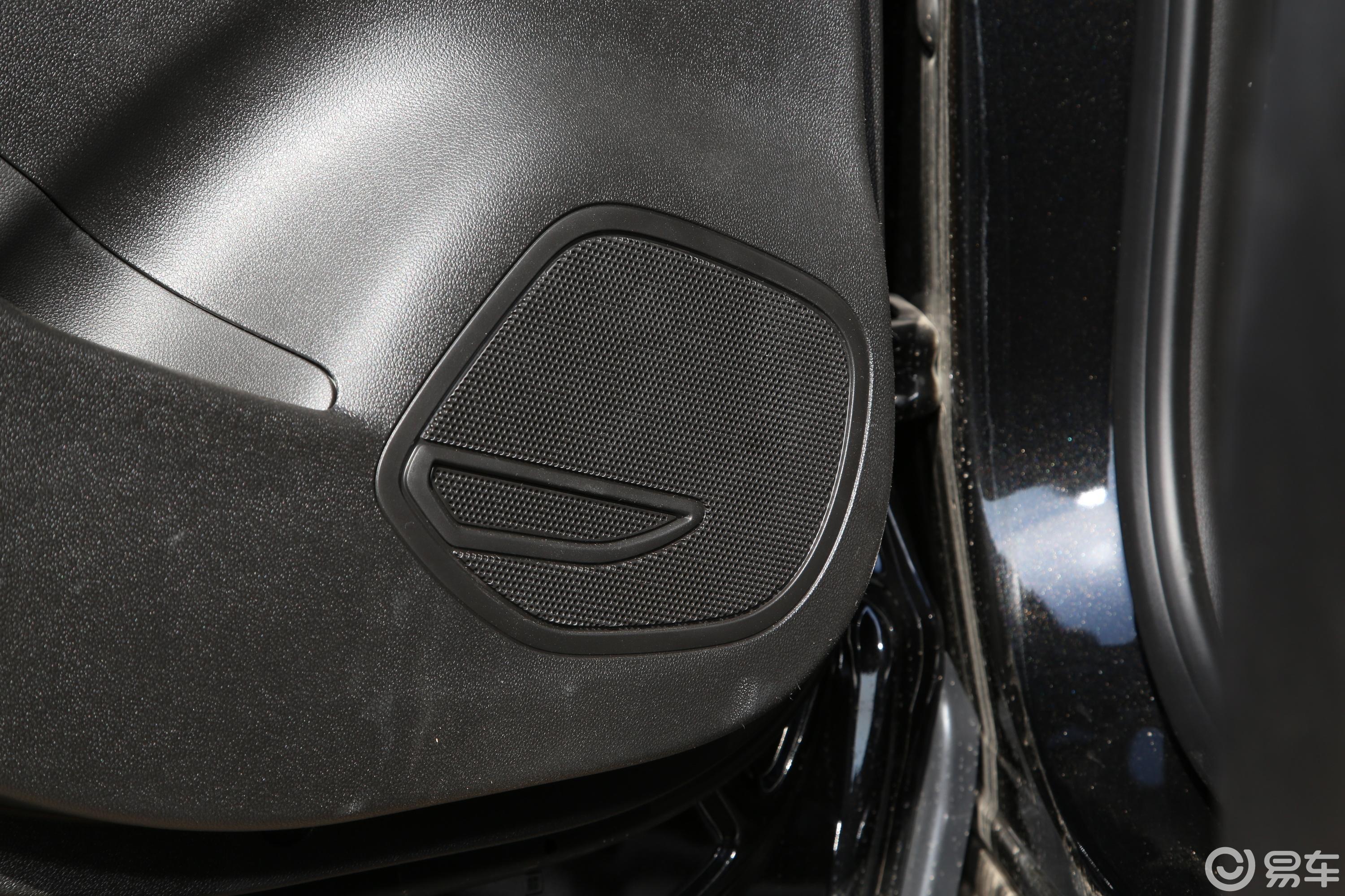 【昂科威昂科威S 552T 两驱豪华型后备厢图片-汽车图片大全】-易车