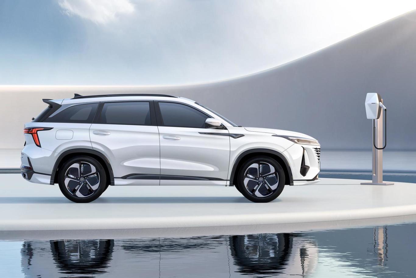 【长安CS75PLUS 智电iDD1.5T 150km 智领型图片-汽车图片大全】-易车