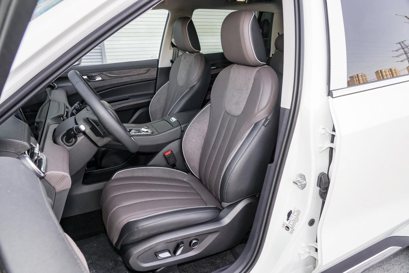 【领裕EcoBoost 225 铂领型 7座(2/2/3布局)驾驶员座椅图片-汽车图片大全】-易车