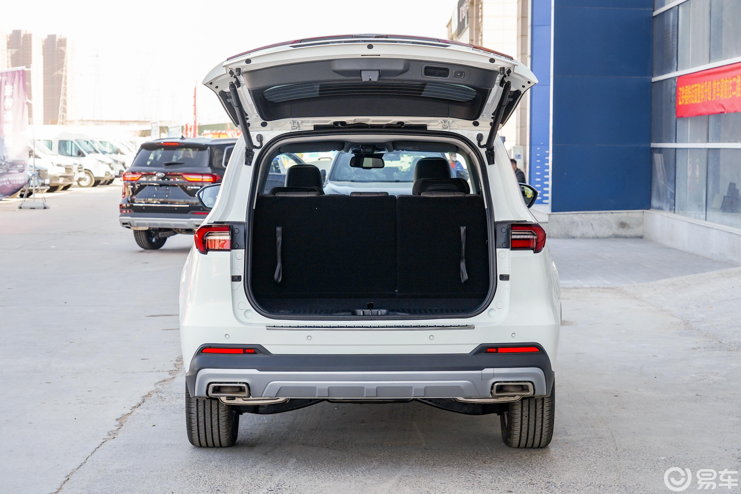 【领裕EcoBoost 225 铂领型 7座(2/2/3布局)后备厢图片-汽车图片大全】-易车