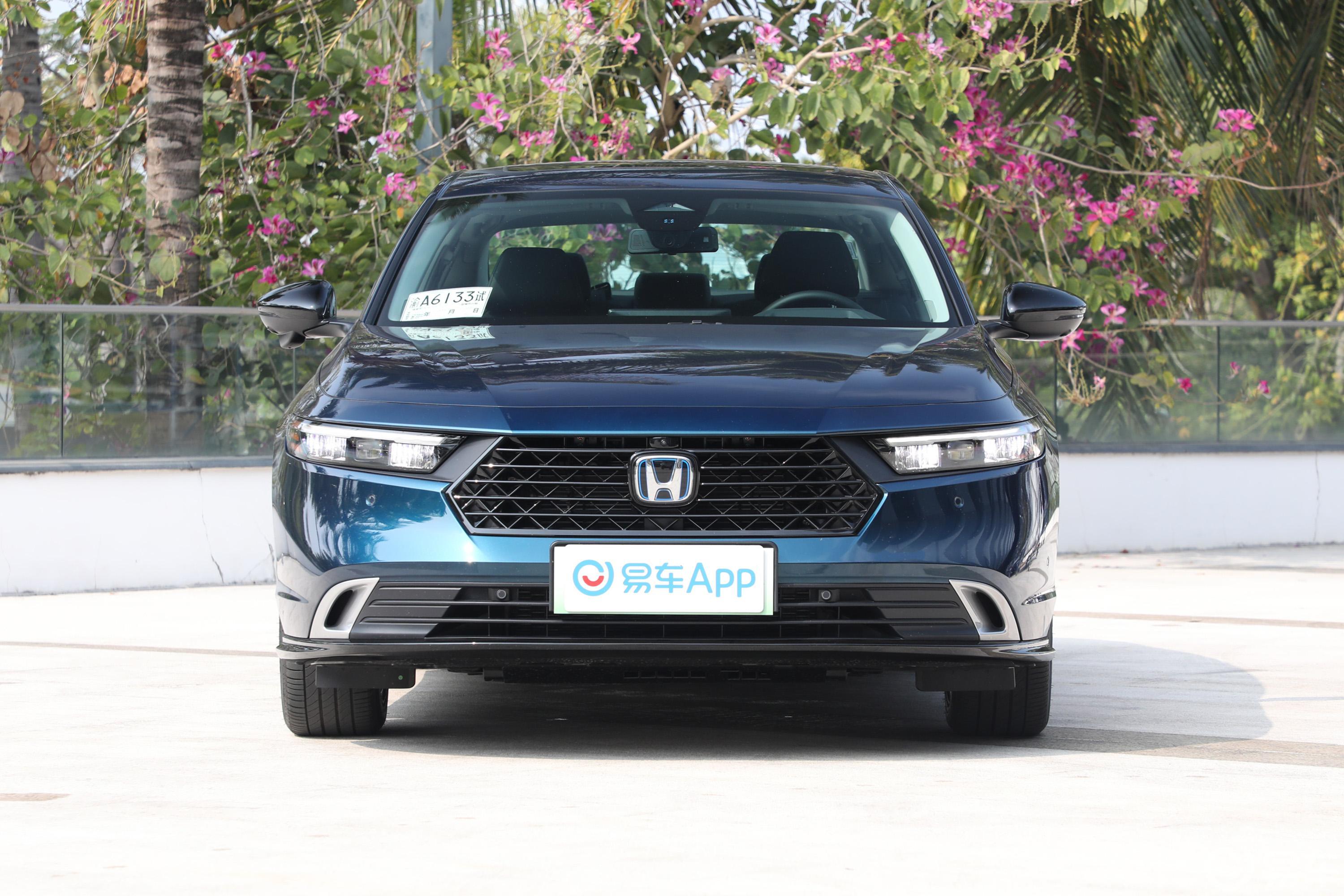 【雅阁 插电混动e:PHEV 2.0L 82km 旗舰版正前水平图片-汽车图片大全】-易车