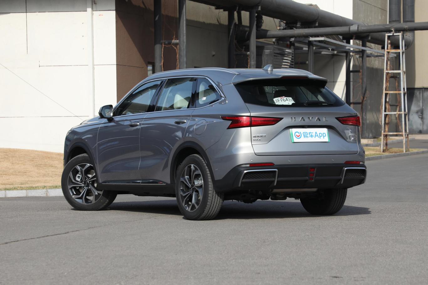 【哈弗枭龙MAX1.5L 105km 四驱智能旗舰版侧后45度车头向左水平图片-汽车图片大全】-易车
