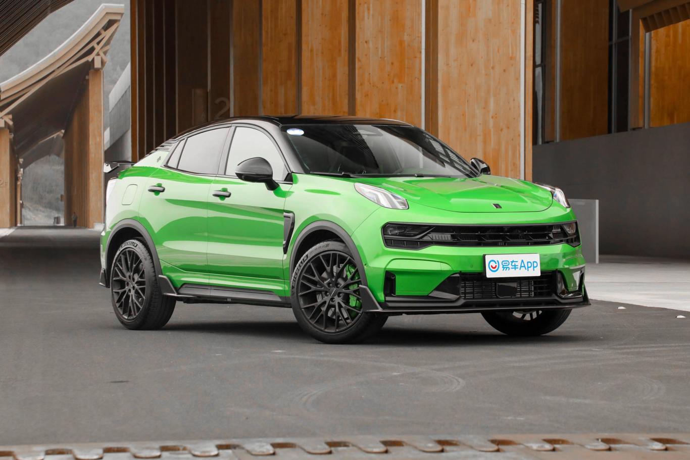 【领克0505+ 2.0T 四驱探索版侧前45度车头向右水平图片-汽车图片大全】-易车