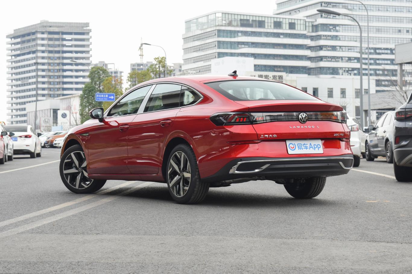 【凌渡凌渡L 280TSI 酷辣版侧后45度车头向左水平图片-汽车图片大全】-易车