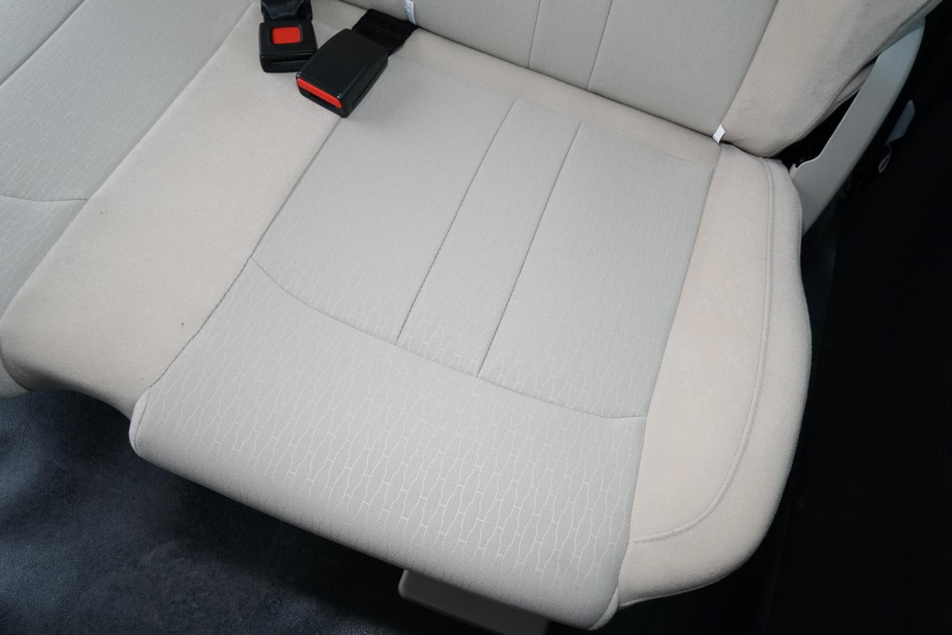 【菱智M5 1.6L 舒适型 7座后排空间图片-汽车图片大全】-易车