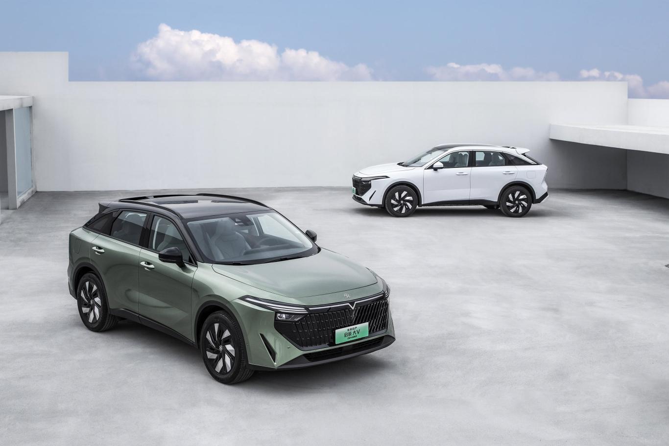 【启辰大V DD-i超混动1.5T 110km iT版图片-汽车图片大全】-易车