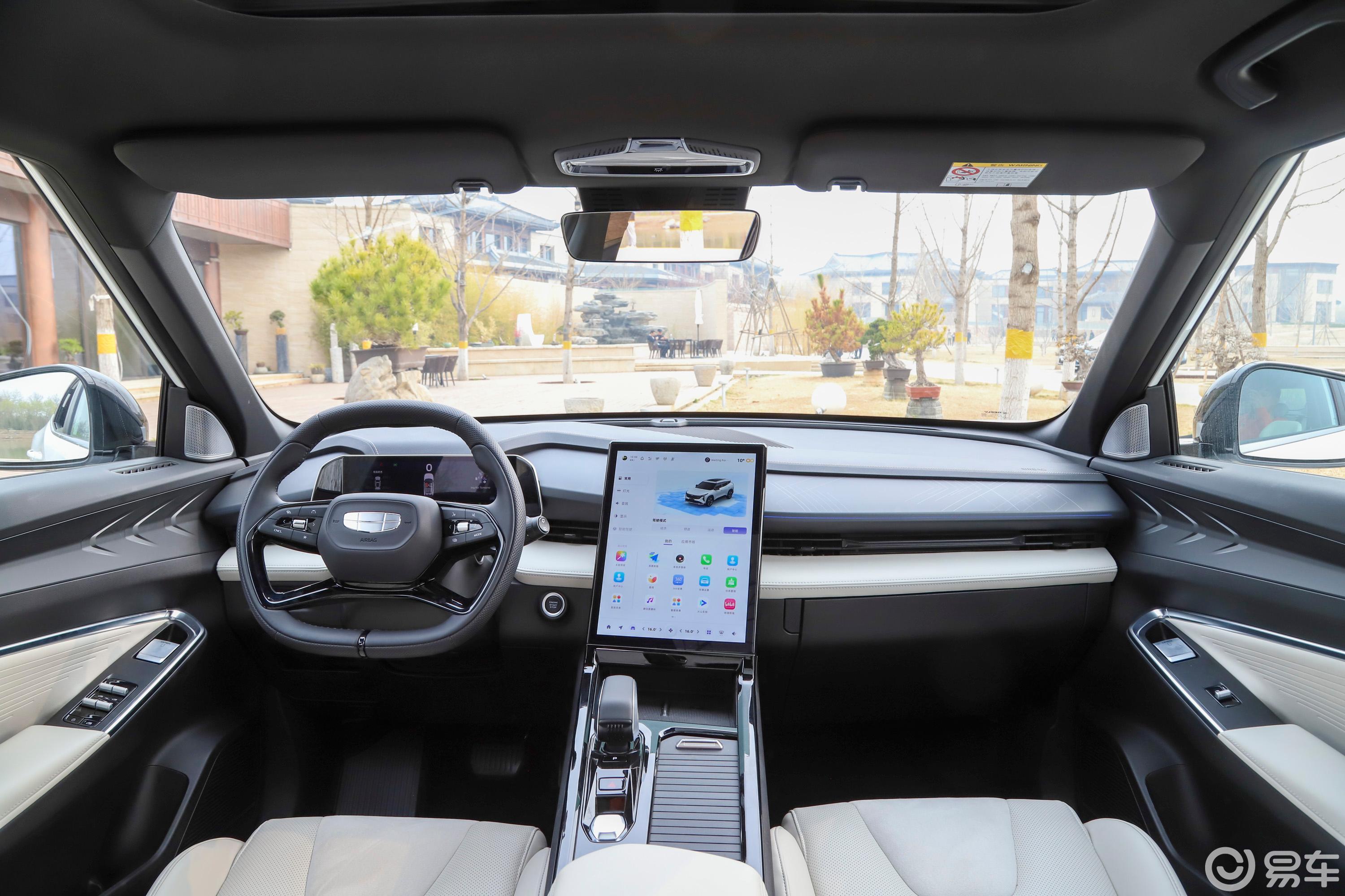 【博越博越COOL 1.5T 智尊型内饰全景正拍图片-汽车图片大全】-易车