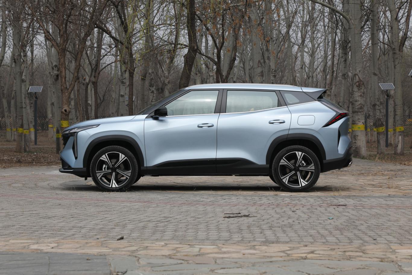 【博越博越COOL 1.5T 智尊型正侧车头向左水平图片-汽车图片大全】-易车