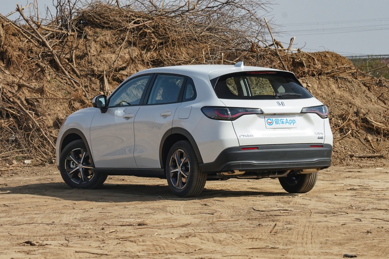 【ZR-V 致在1.5T 科技版侧后45度车头向左水平图片-汽车图片大全】-易车