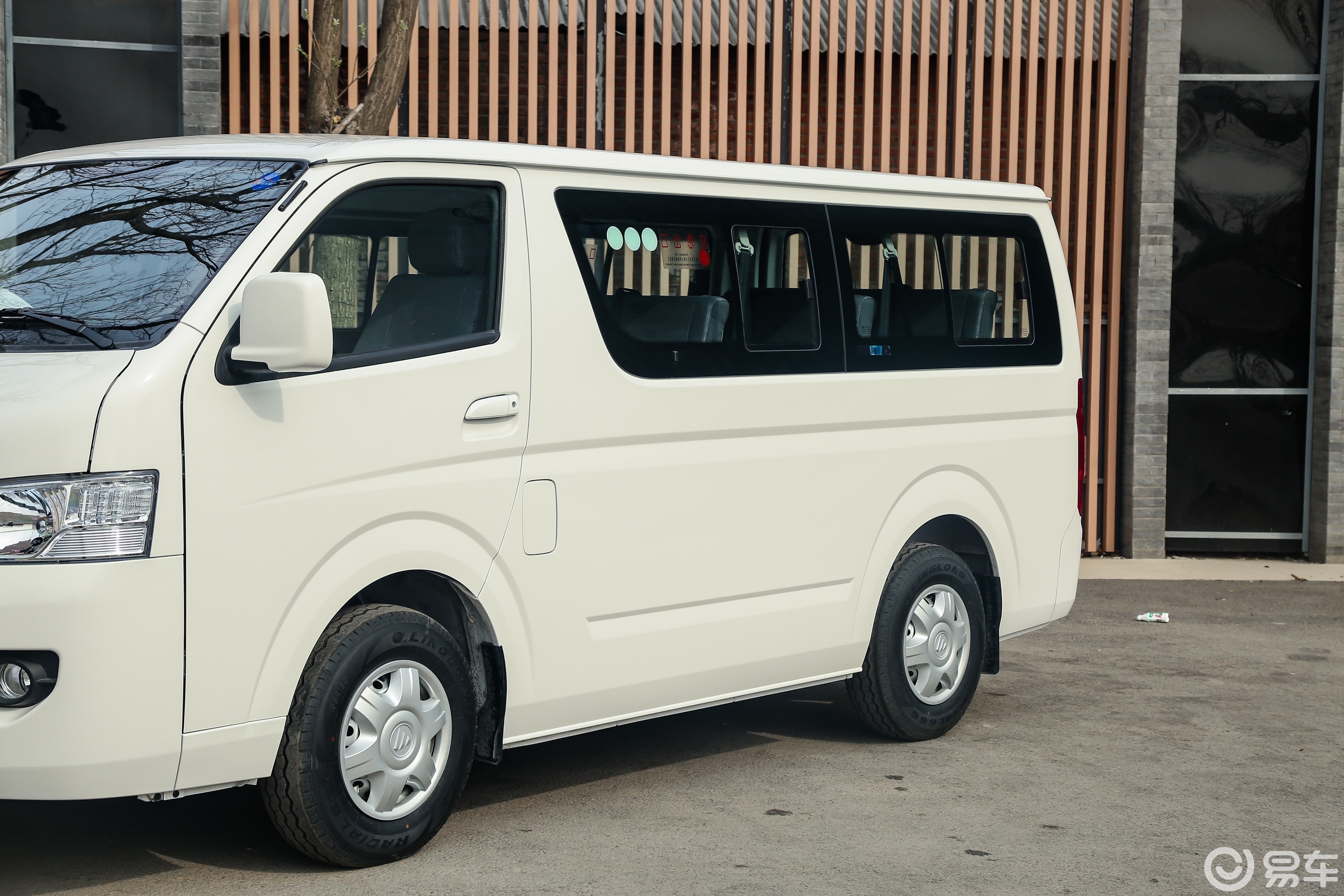 【风景G7商运版 2.4L 短轴低顶明窗 10座 汽油外观图片-汽车图片大全】-易车