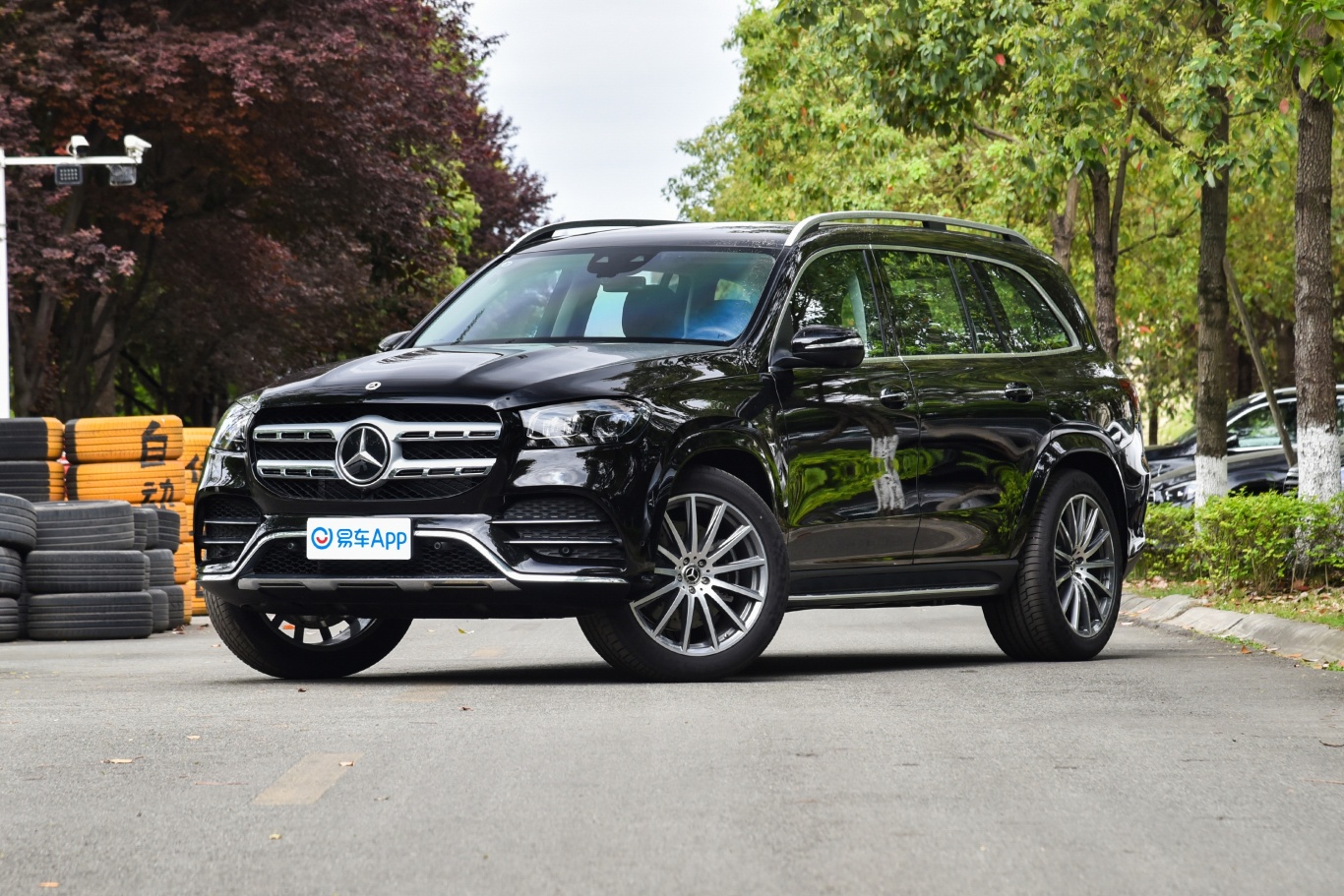 【奔驰GLS改款 GLS 450 4MATIC 豪华型侧前45度车头向左水平图片-汽车图片大全】-易车