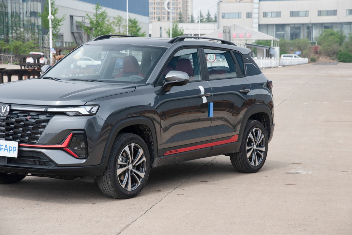 【长安CS35PLUS畅享版 蓝鲸NE 1.4T 豪华型外观细节图片-汽车图片大全】-易车