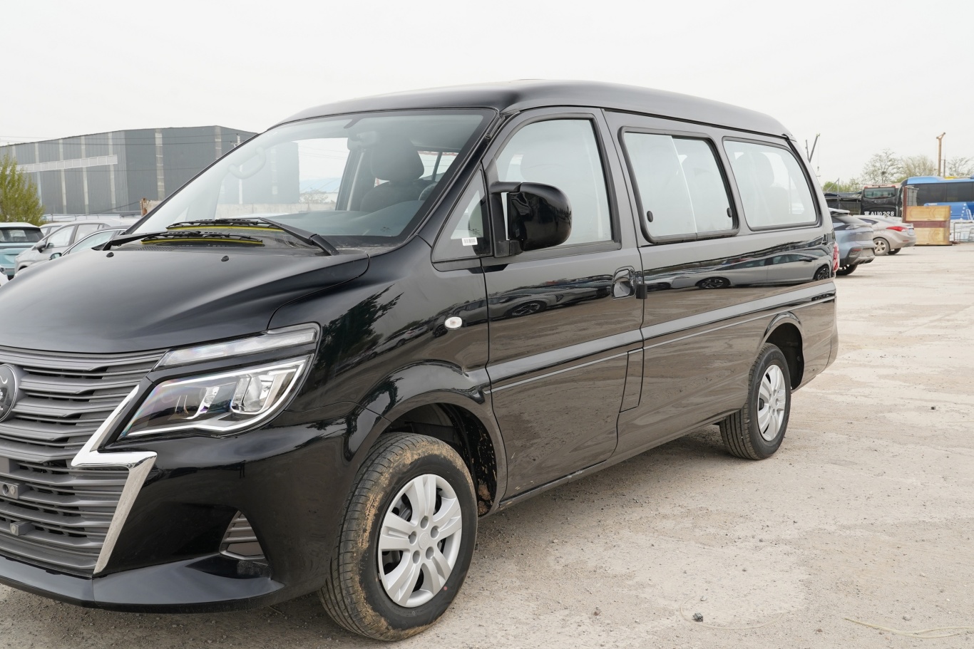 【菱智M5L 1.6L 舒适型 9座外观细节图片-汽车图片大全】-易车