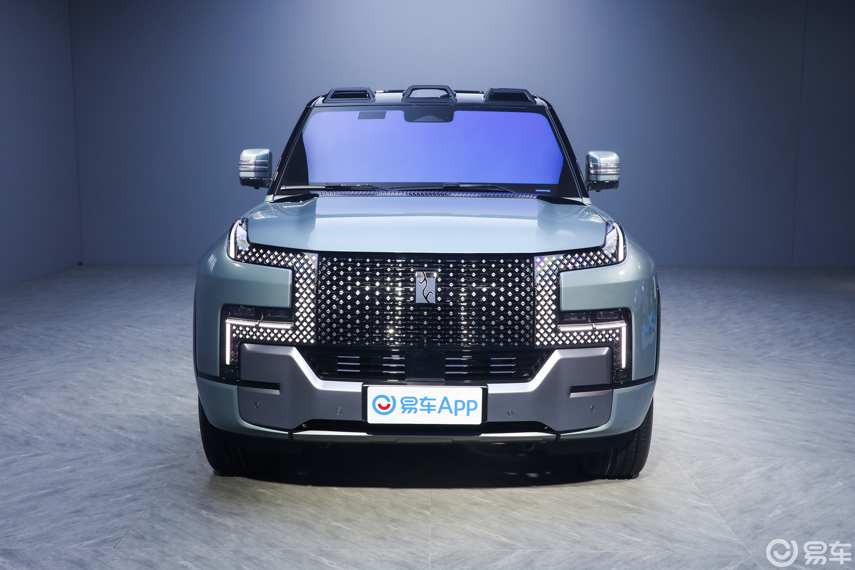 【仰望U8豪华版正前水平图片-汽车图片大全】-易车