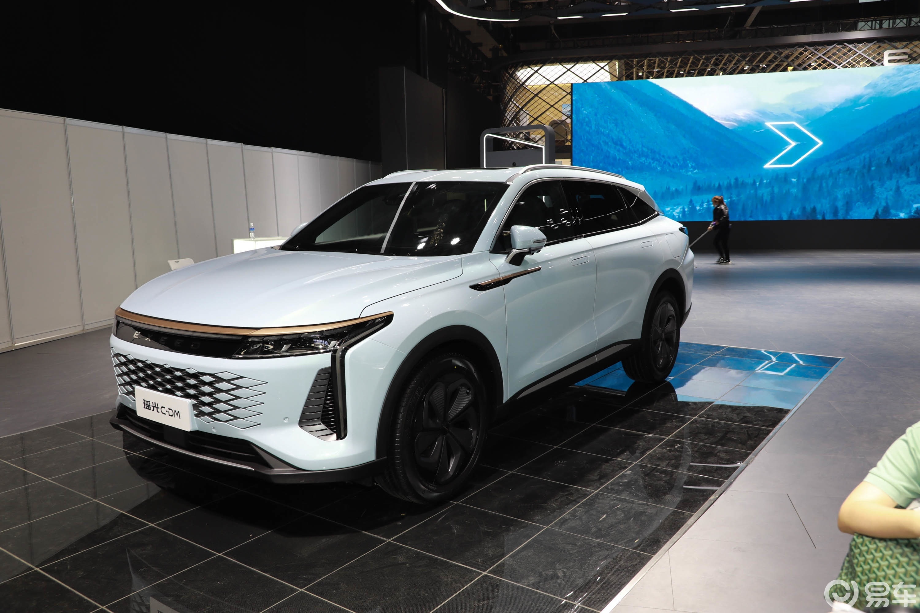 【星途瑶光C-DM1.5T 165km 四驱顶配版图片-汽车图片大全】-易车