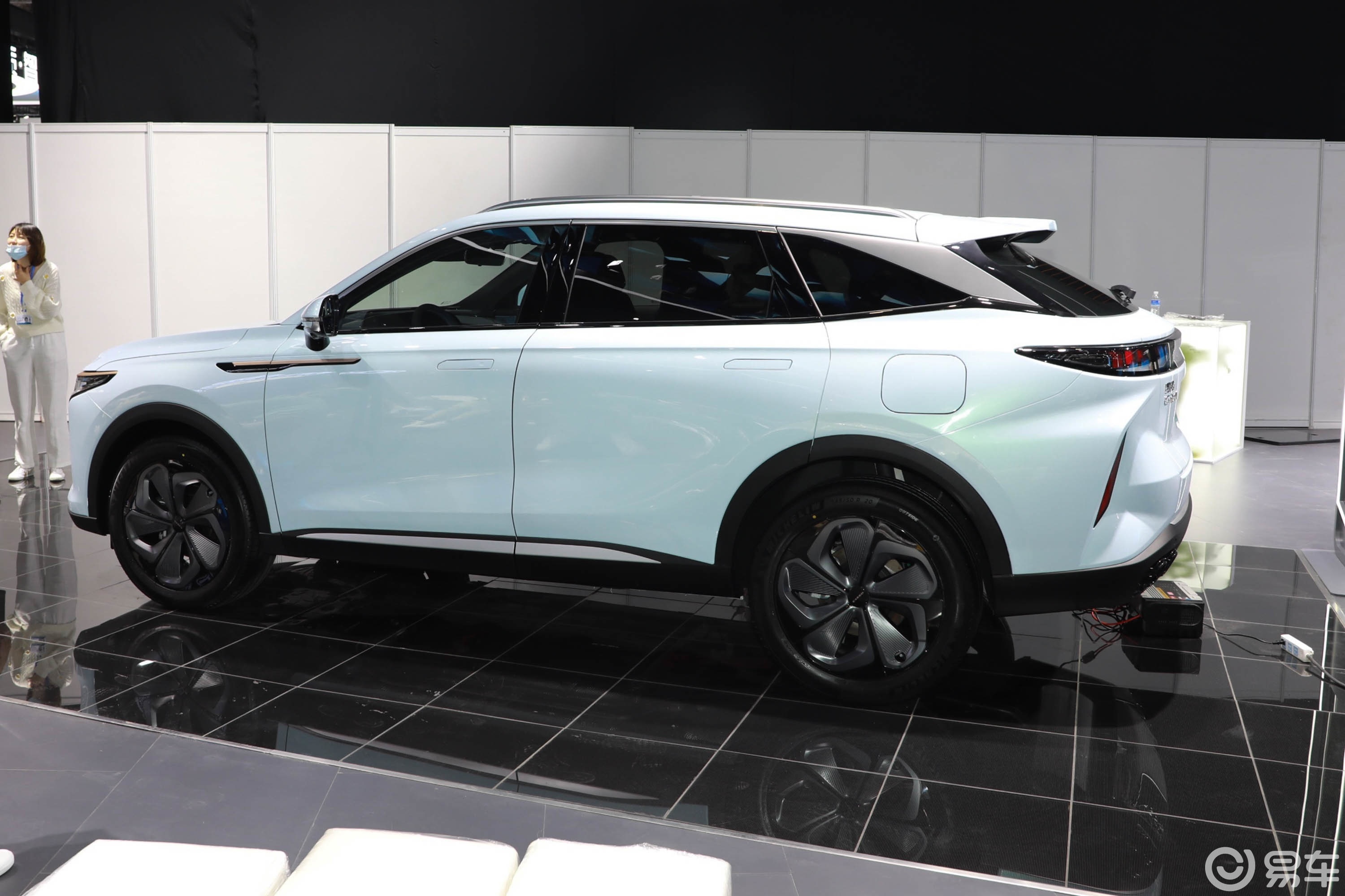 【星途瑶光C-DM1.5T 165km 四驱顶配版图片-汽车图片大全】-易车