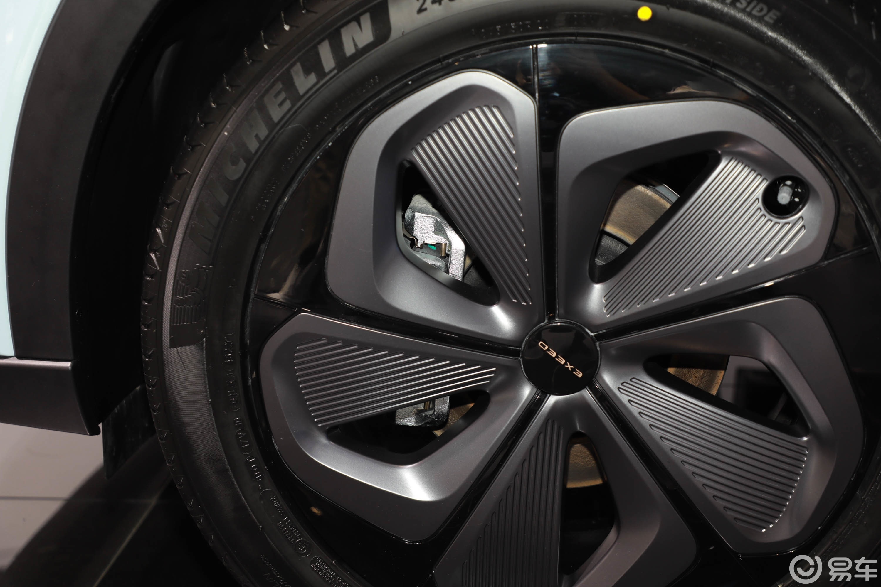 【星途瑶光C-DM1.5T 165km 四驱顶配版图片-汽车图片大全】-易车