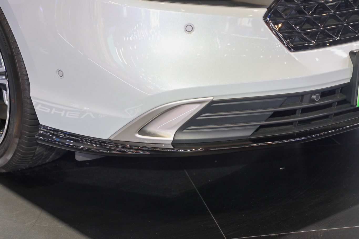 【雅阁 e:PHEV2.0L 82km 旗舰版图片-汽车图片大全】-易车