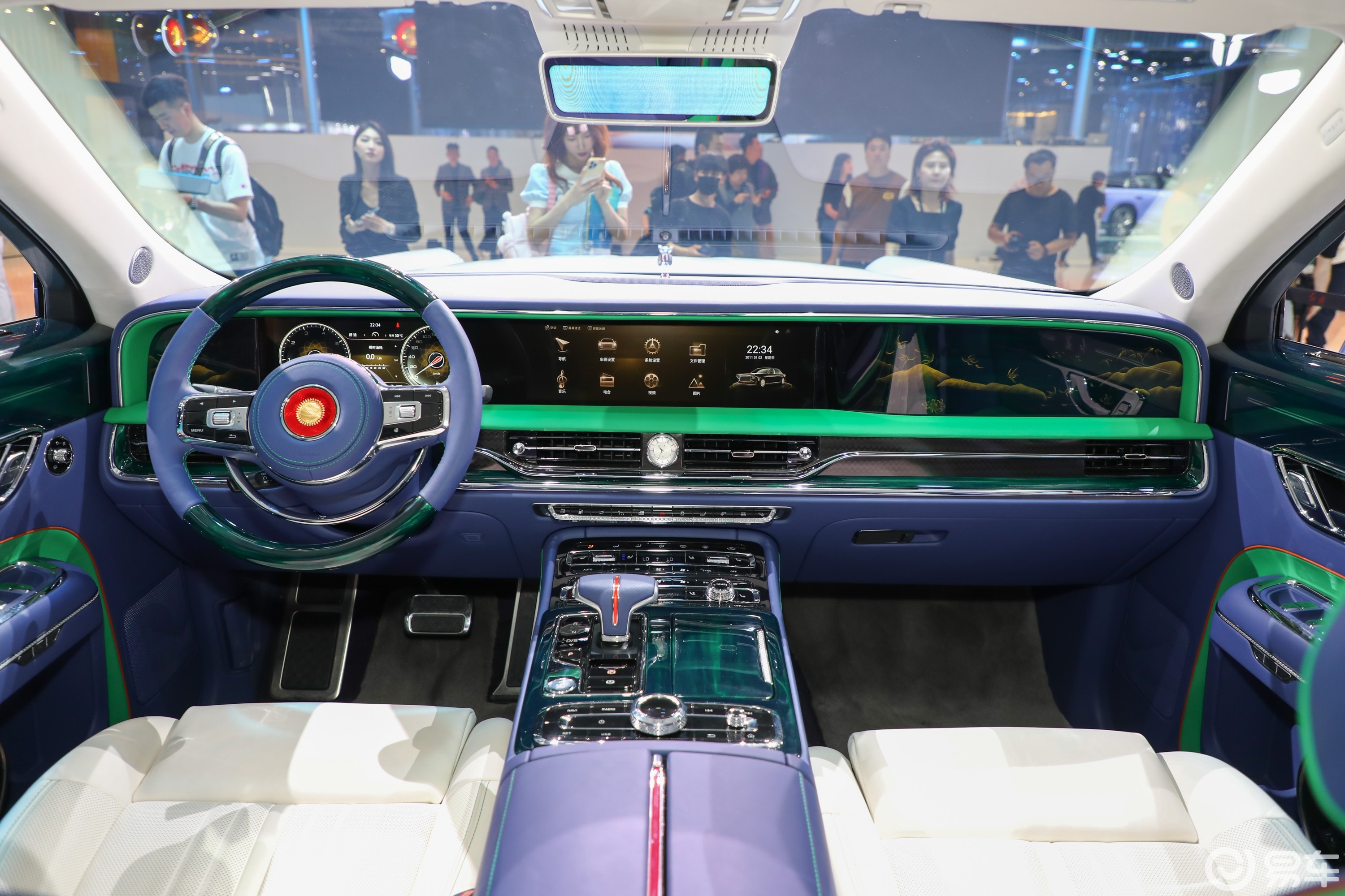 【红旗L54.0T 顶配版内饰图片-汽车图片大全】-易车