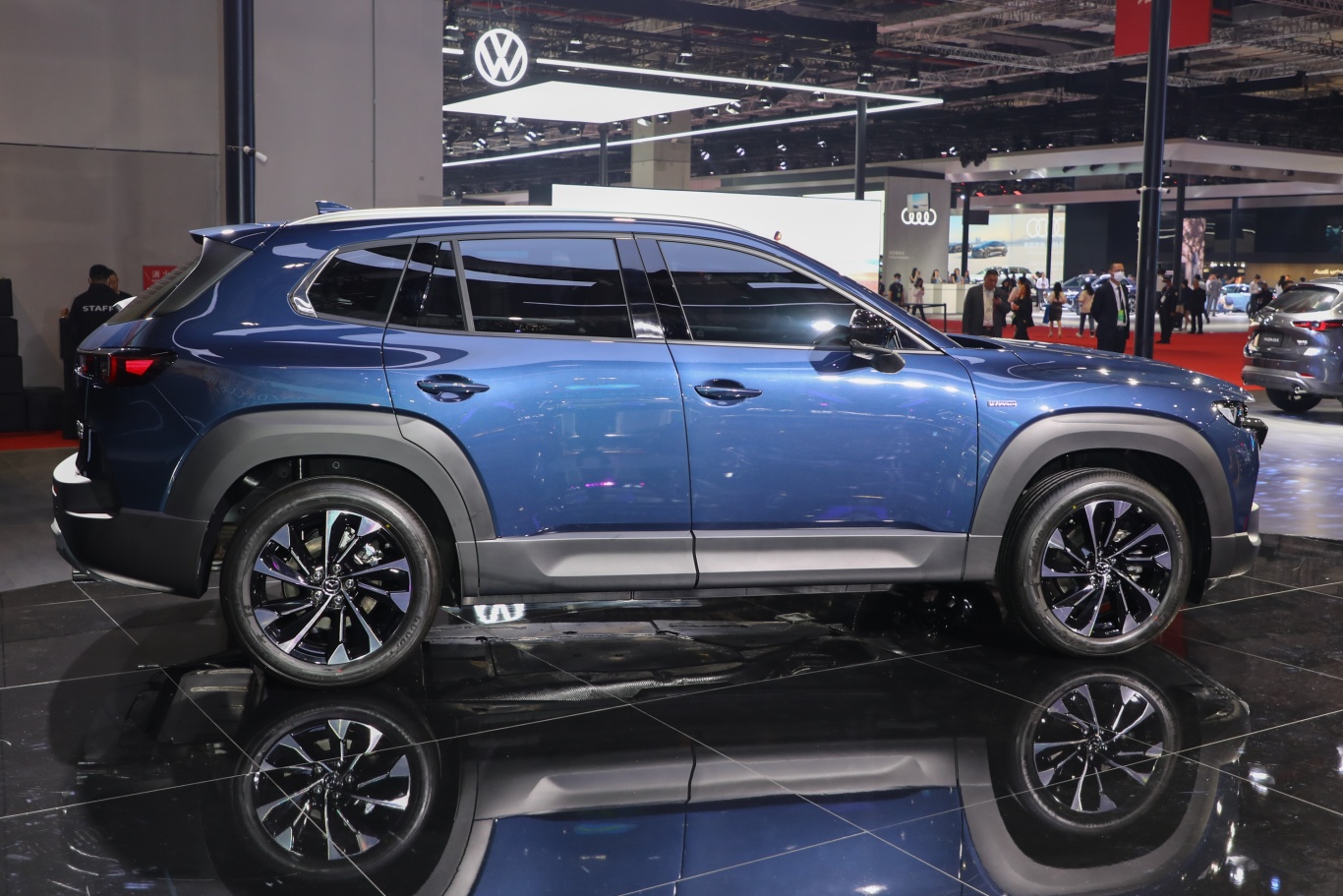 【马自达CX-50 行也HEV 2.5L 四驱尊行版图片-汽车图片大全】-易车