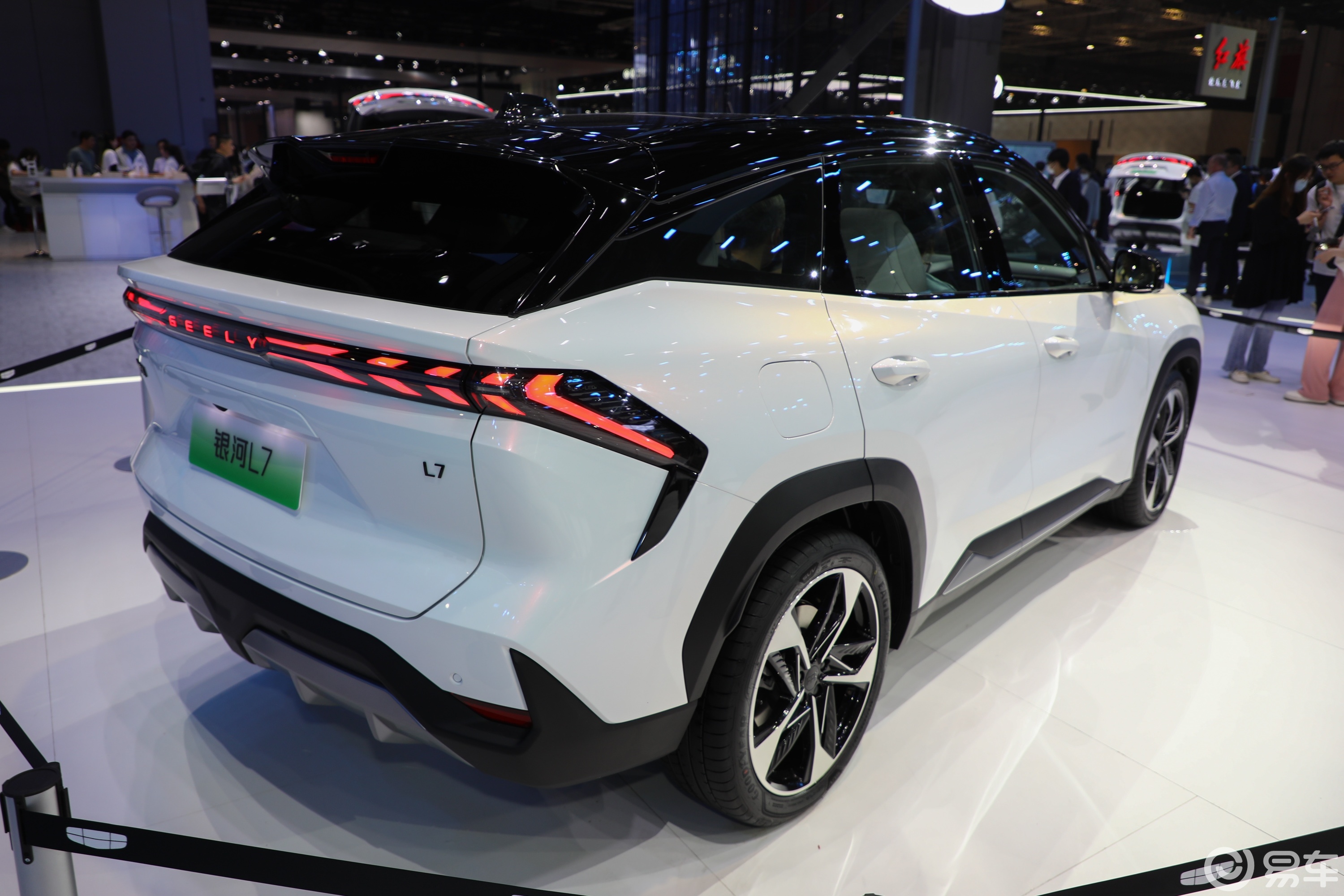 【银河L71.5T 115km 星舰图片-汽车图片大全】-易车