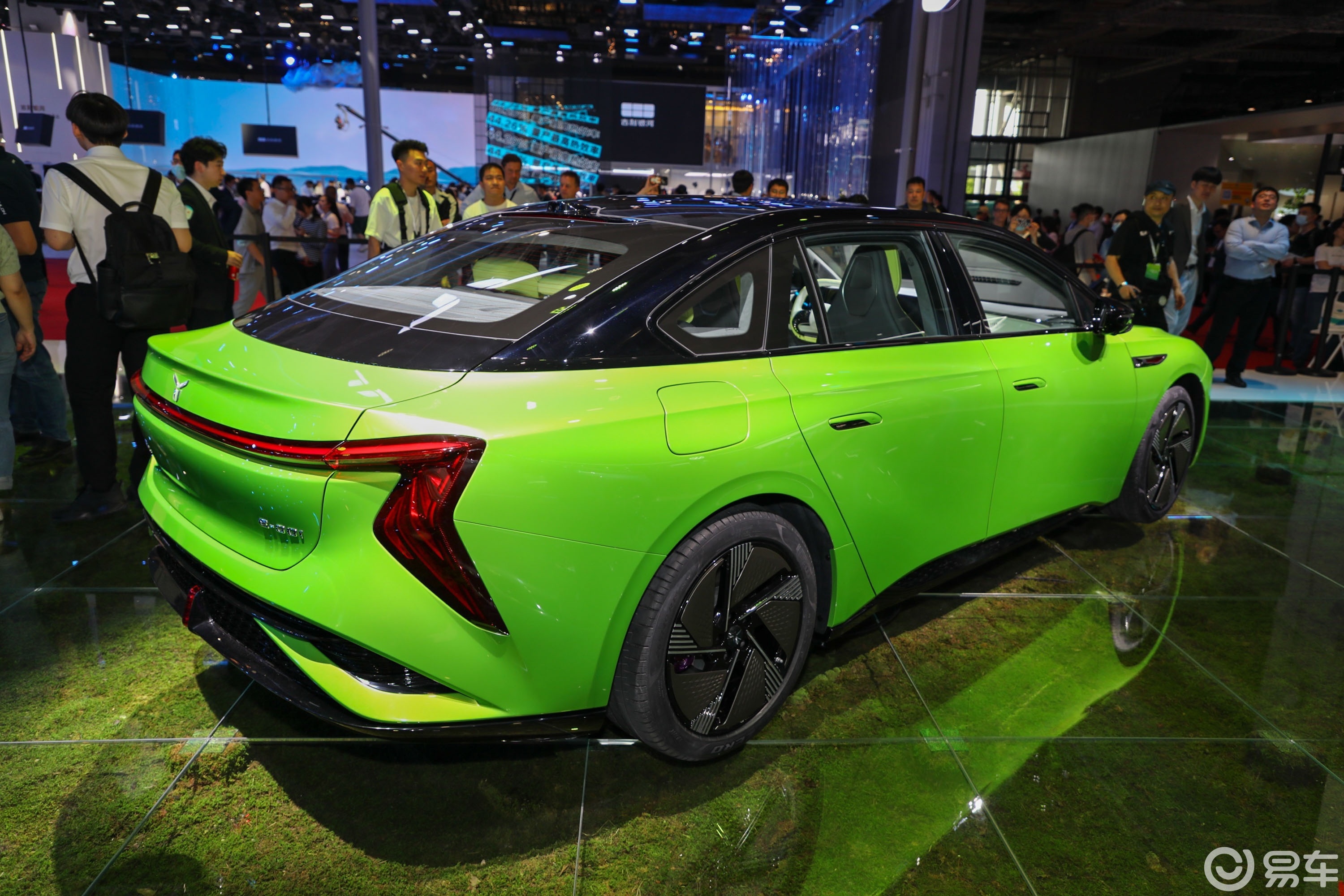 【红旗EH7试装版外观图片-汽车图片大全】-易车