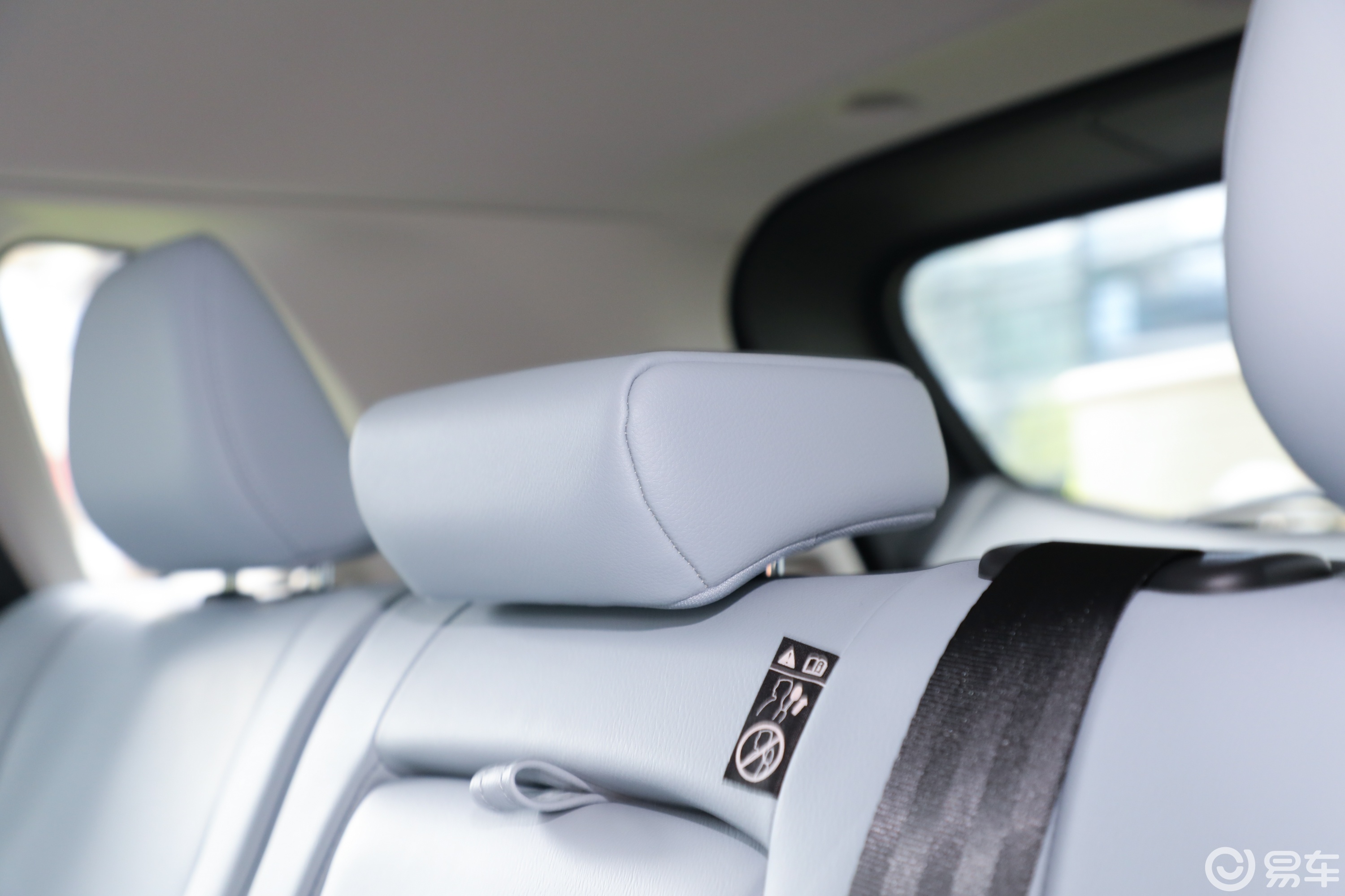 【超混电驱 奇骏e-POWER 超混双电机四驱至尊版后排空间图片-汽车图片大全】-易车