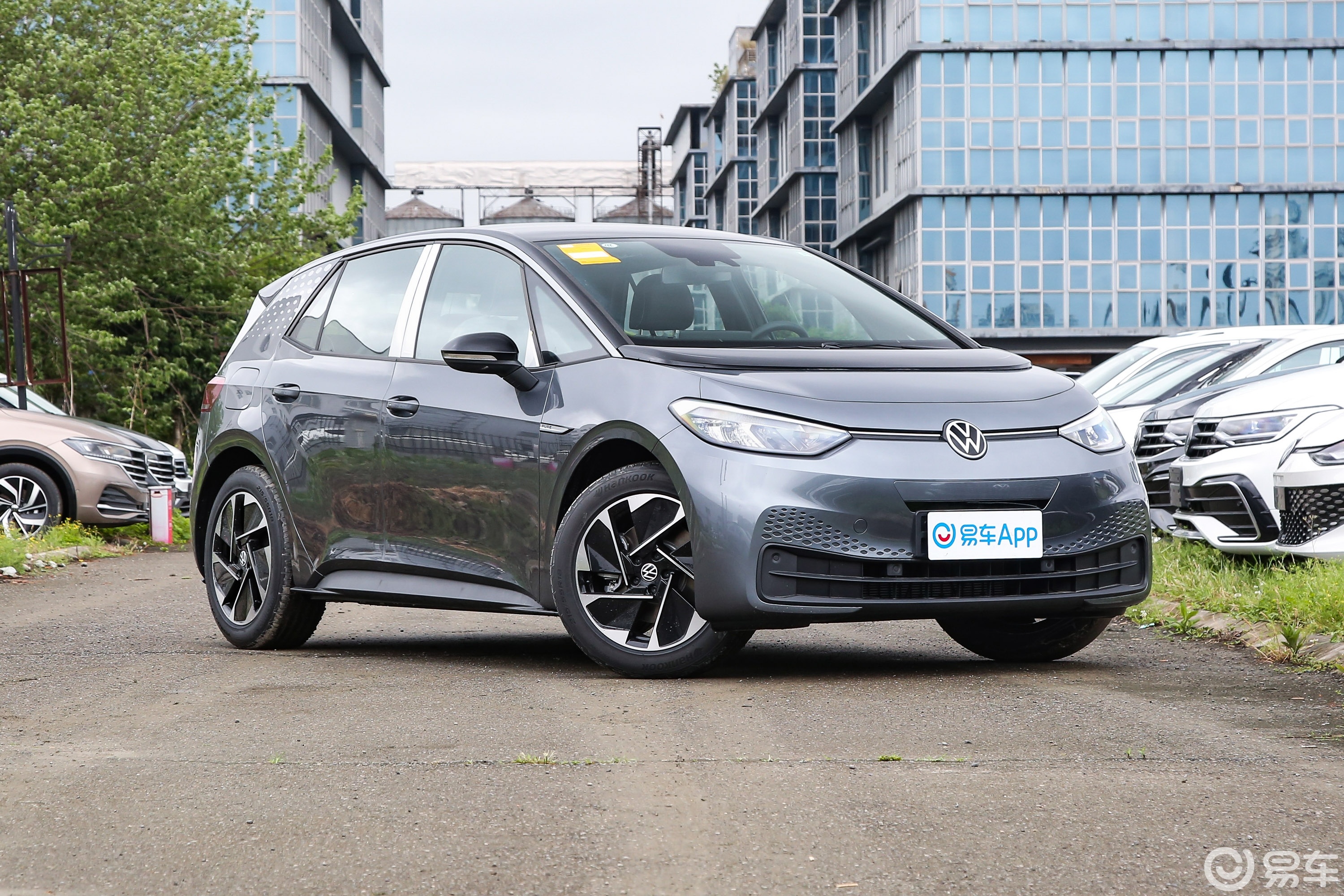 【大众ID.3升级款 450km 纯净智享版侧前45度车头向右水平图片-汽车图片大全】-易车