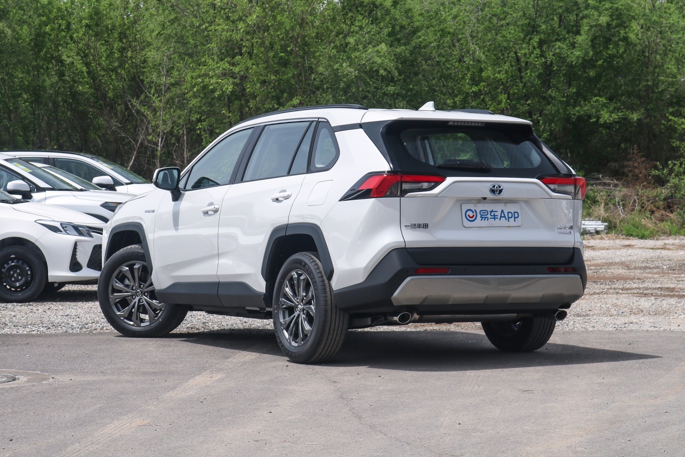 【RAV4荣放双擎 2.5L 两驱精英PLUS版侧后45度车头向左水平图片-汽车图片大全】-易车