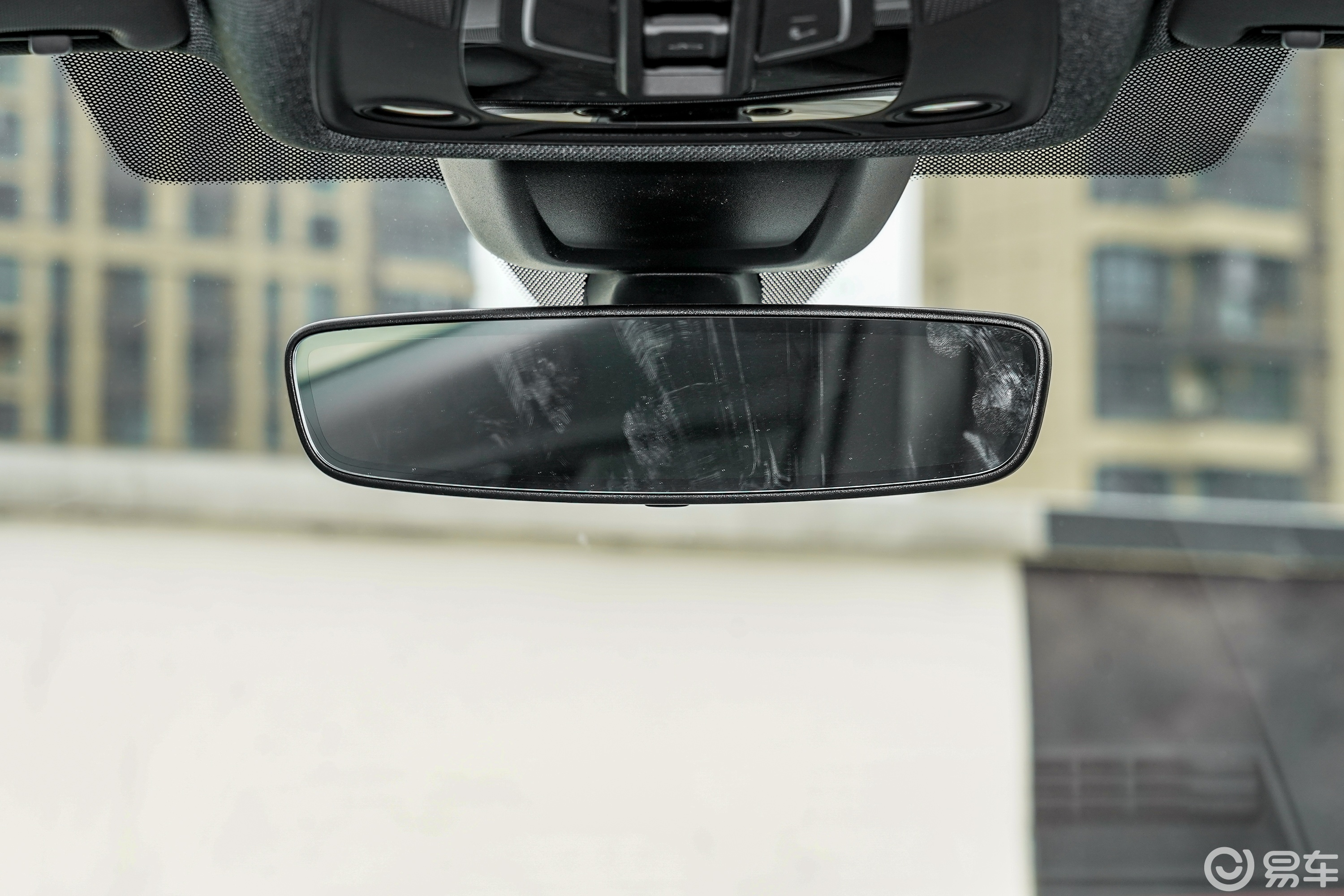 【奥迪A4L45 TFSI quattro 臻选动感型内后视镜图片-汽车图片大全】-易车