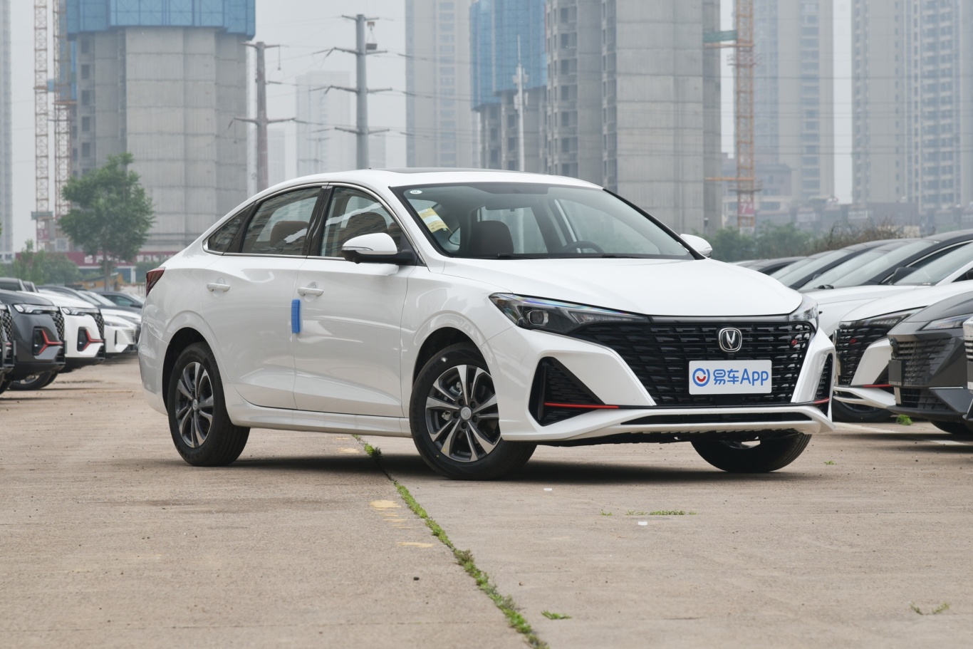 【逸动PLUS畅享版 蓝鲸NE 1.4T 尊贵型图片-汽车图片大全】-易车