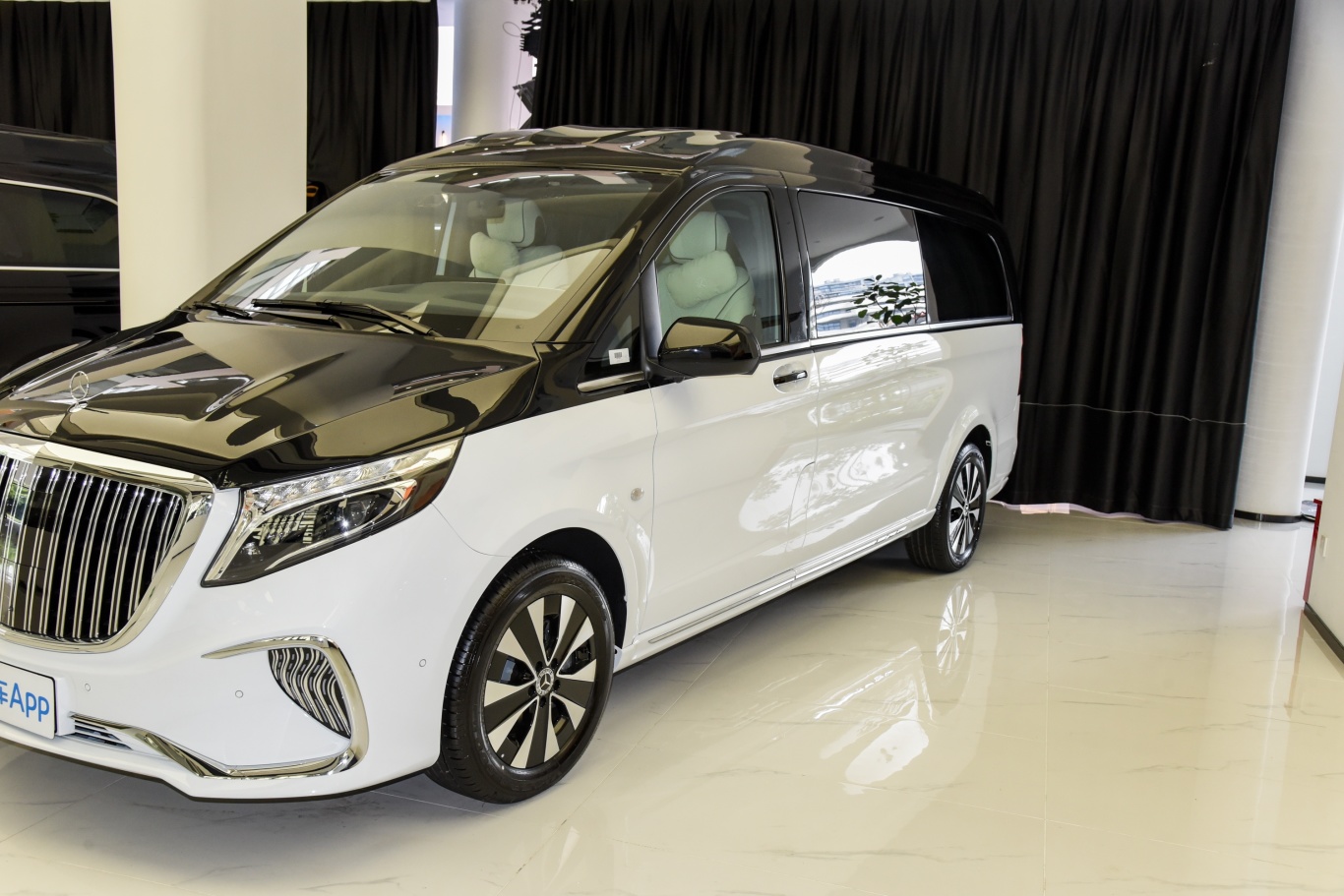 【克蒂巴赫系列2.0T VH3 7座外观细节图片-汽车图片大全】-易车