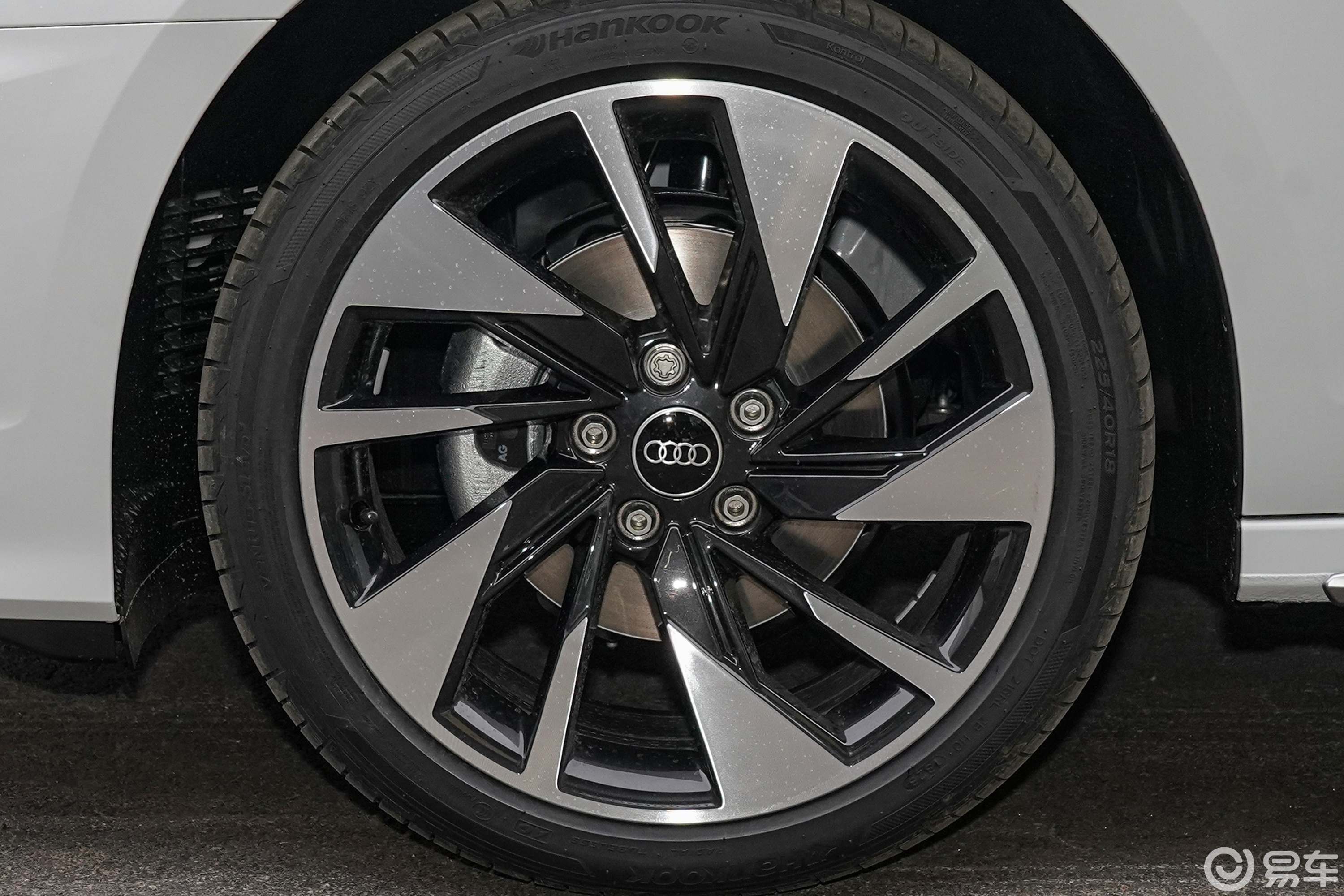 【奥迪A3改款 A3L Limousine 35 TFSI 时尚运动型前轮毂造型图片-汽车图片大全】-易车