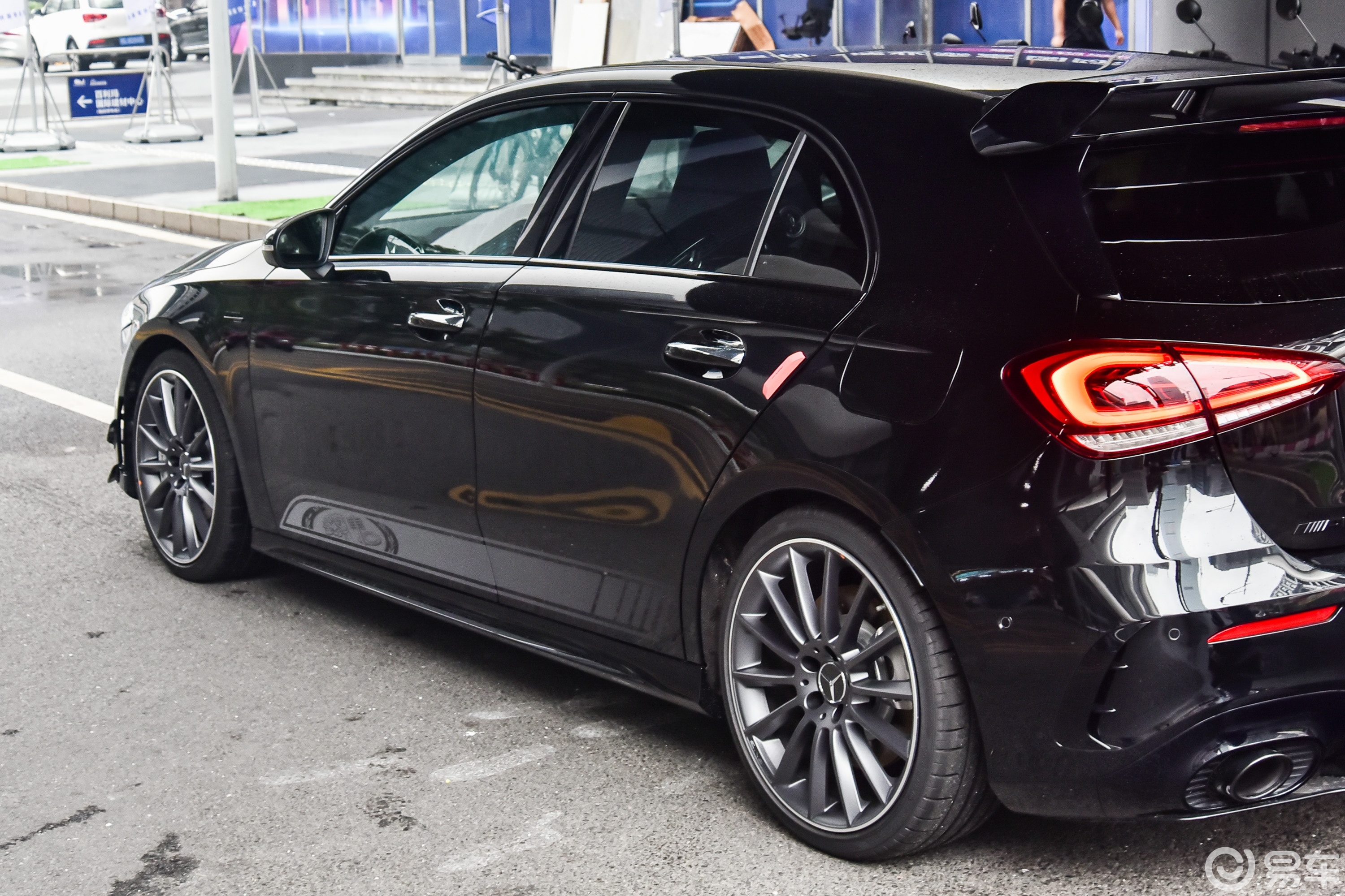 【奔驰A级 AMG(进口)AMG A 35 4MATIC 55周年纪念版外观细节图片-汽车图片大全】-易车