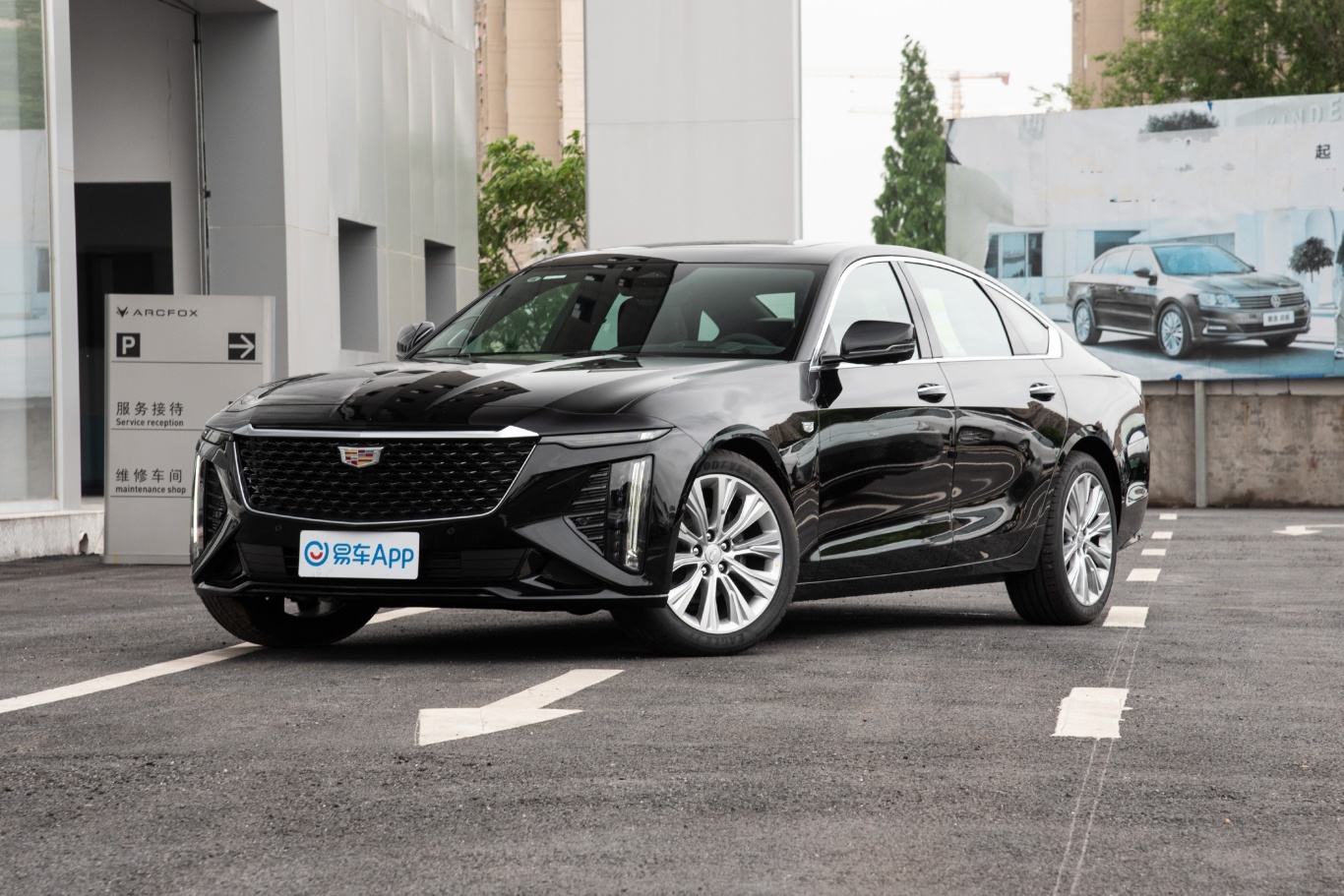 【凯迪拉克CT628T 铂金型侧前45度车头向左水平图片-汽车图片大全】-易车