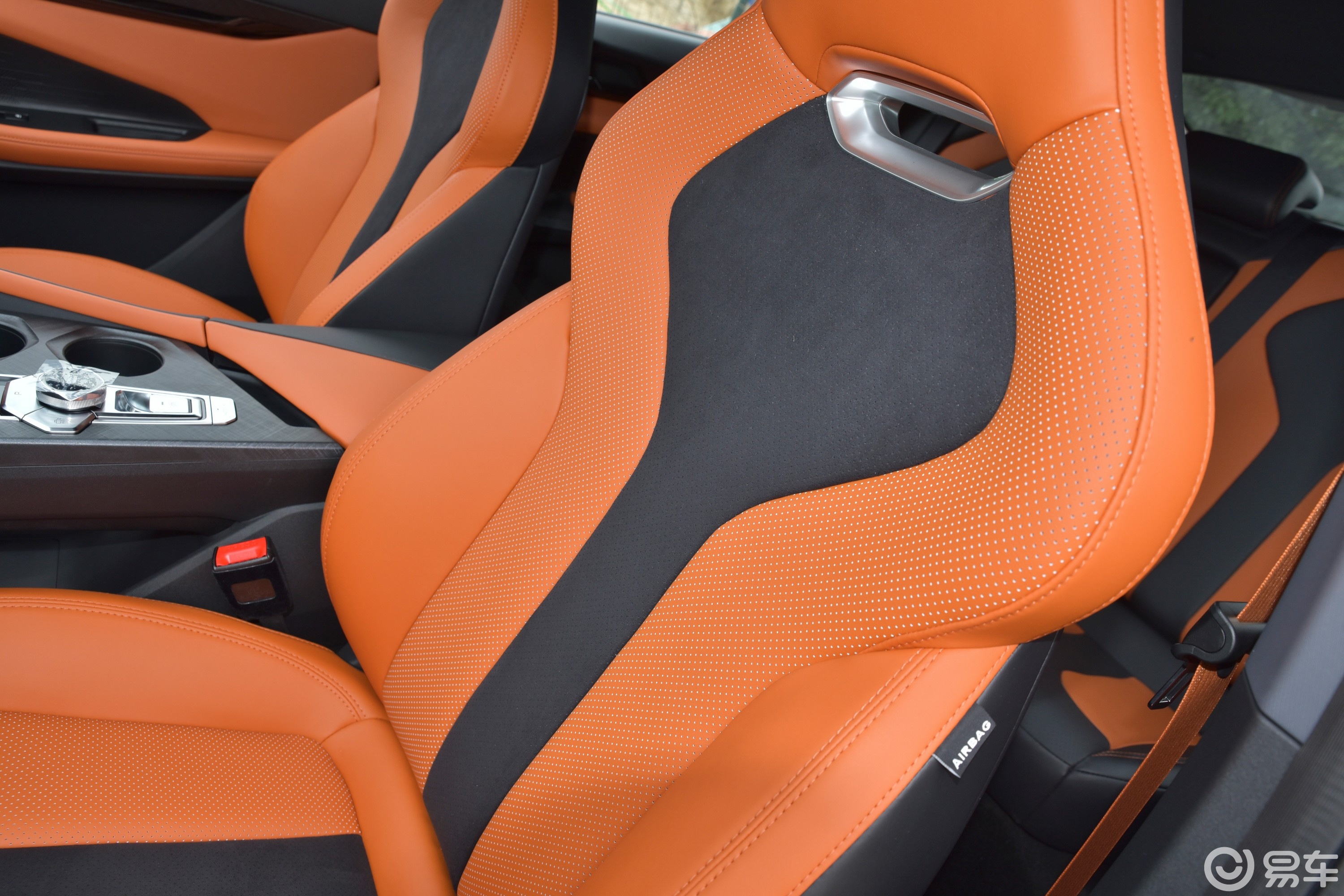 【长安UNI-V1.5T 运动版主驾驶位图片-汽车图片大全】-易车