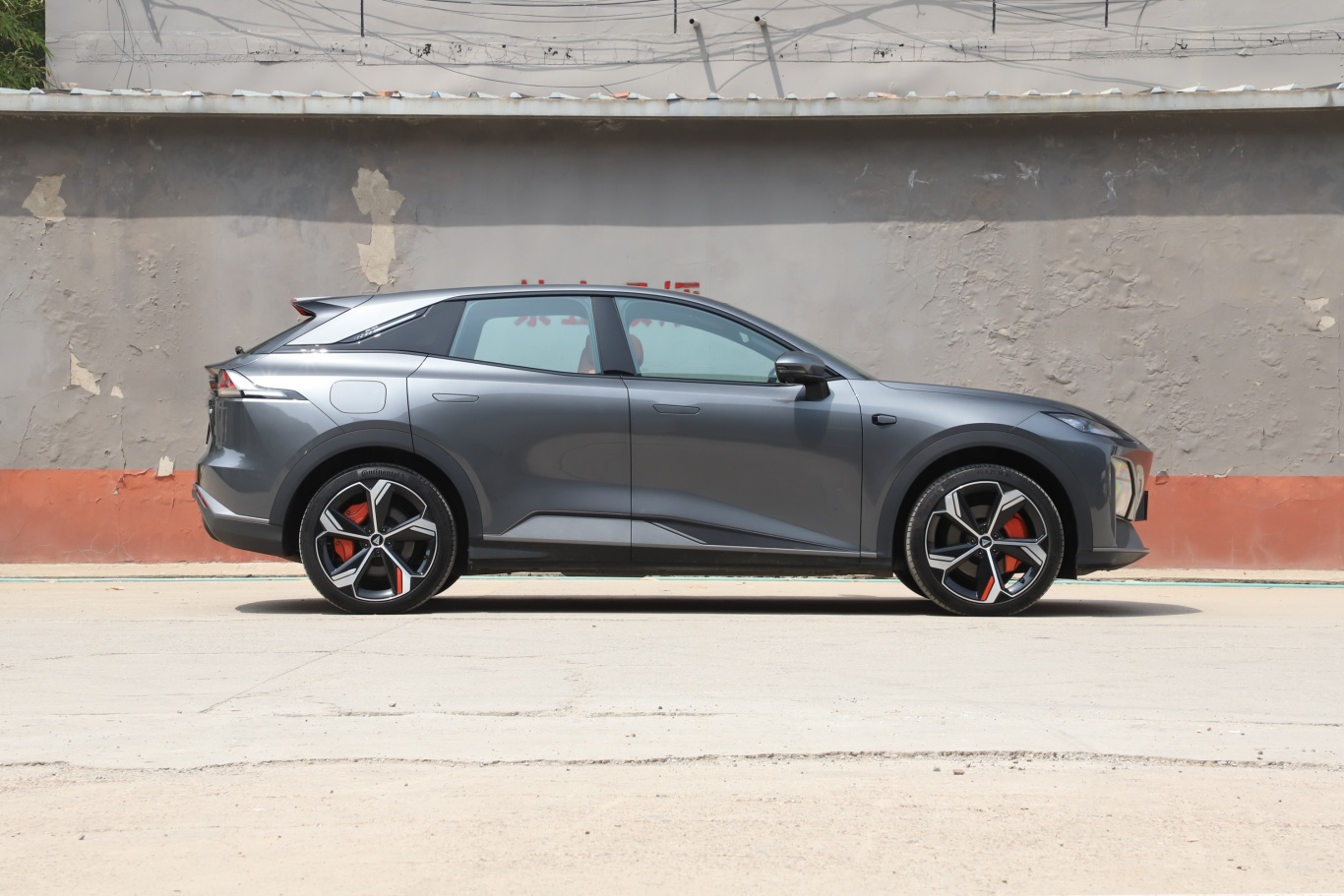 【深蓝S7增程版 1120km 200Max正侧车头向右水平图片-汽车图片大全】-易车