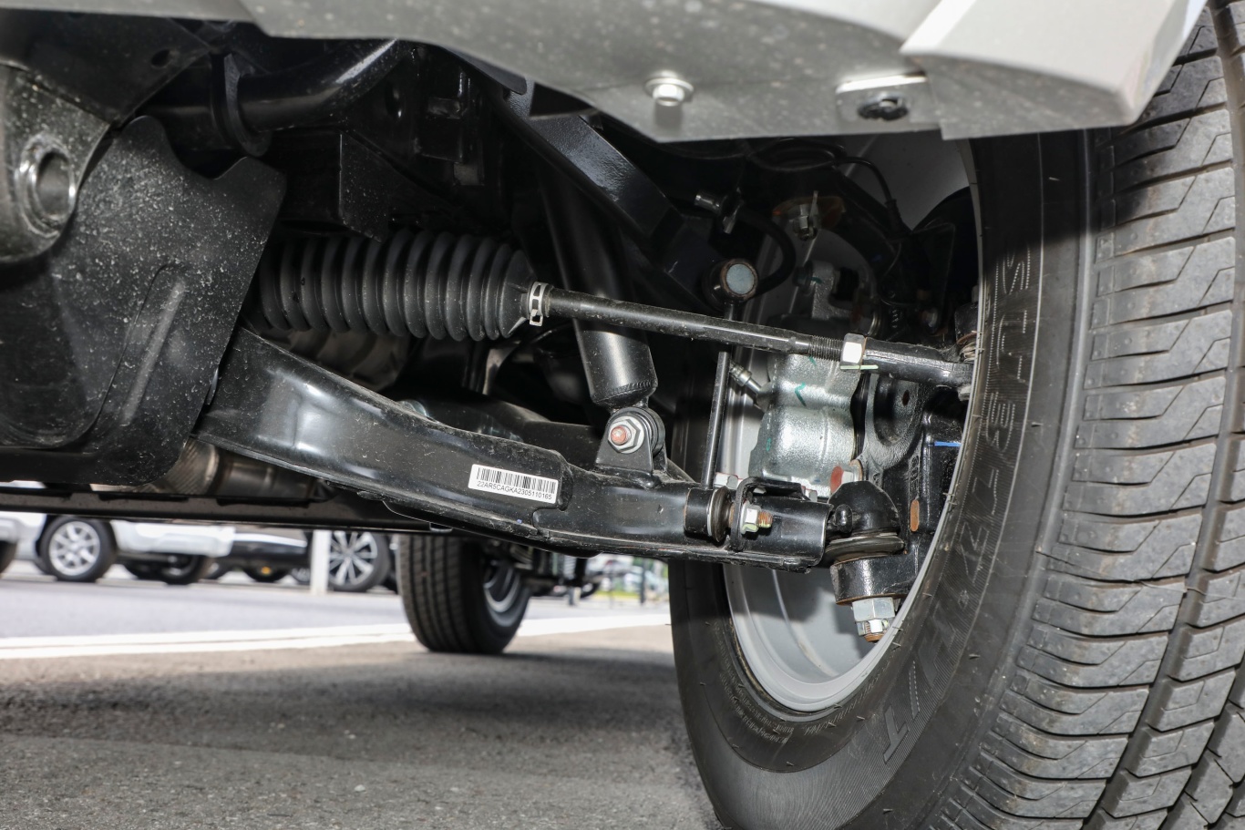 【风骏52.0T 两驱长货箱精英型 柴油左侧前悬挂图片-汽车图片大全】-易车