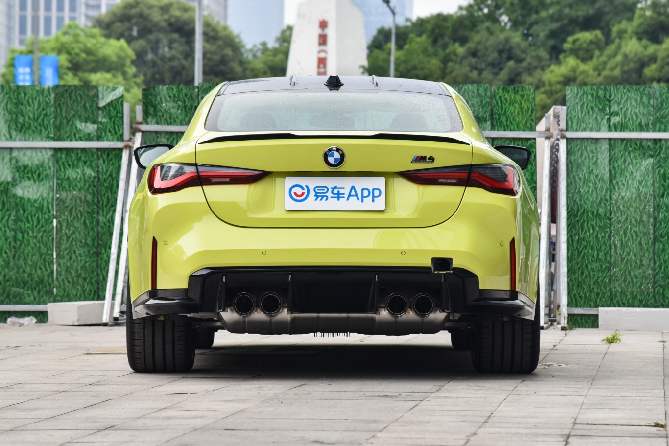 【宝马M4M4 双门轿跑车 雷霆版正后水平图片-汽车图片大全】-易车