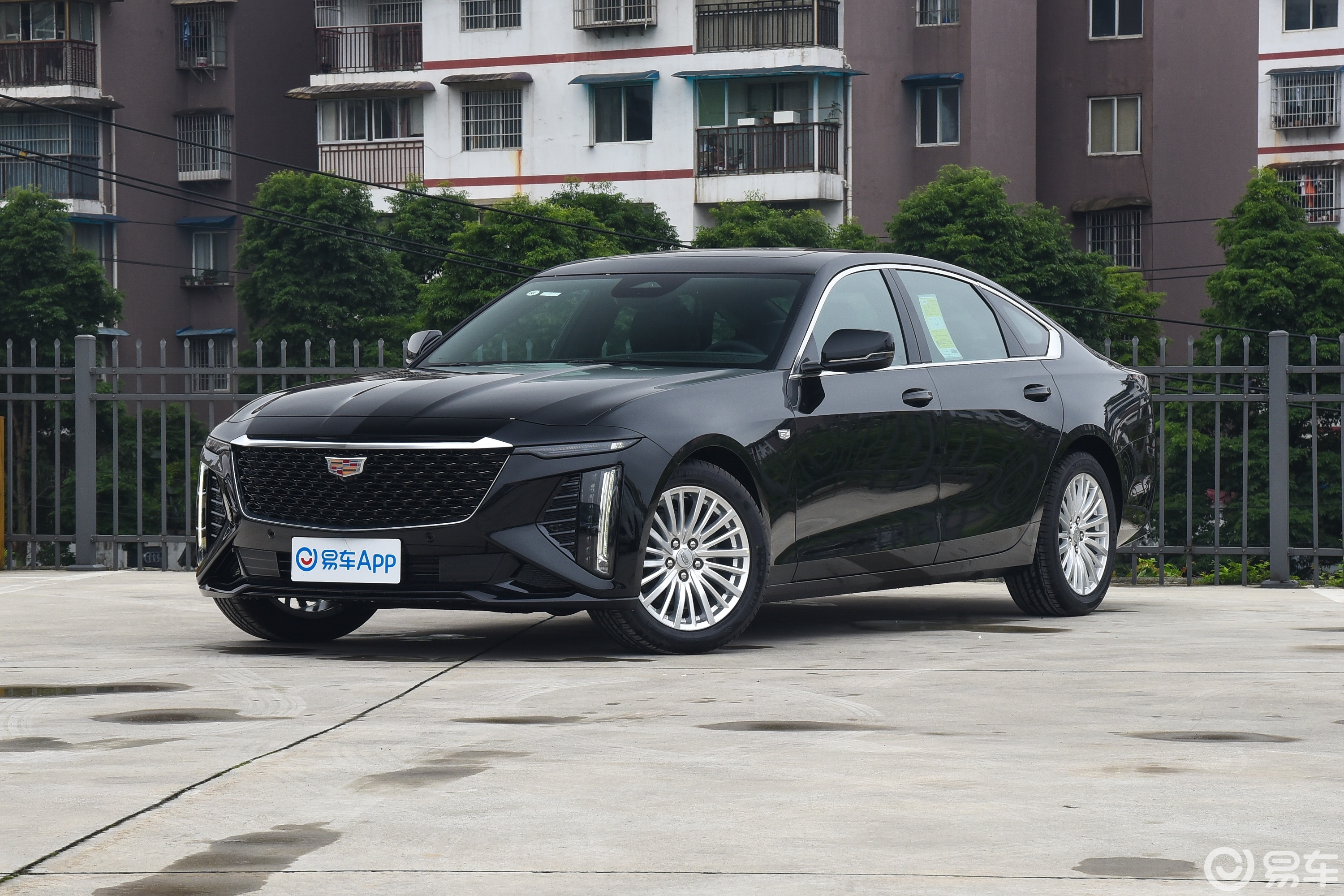 【凯迪拉克CT628T 风尚型侧前45度车头向左水平图片-汽车图片大全】-易车