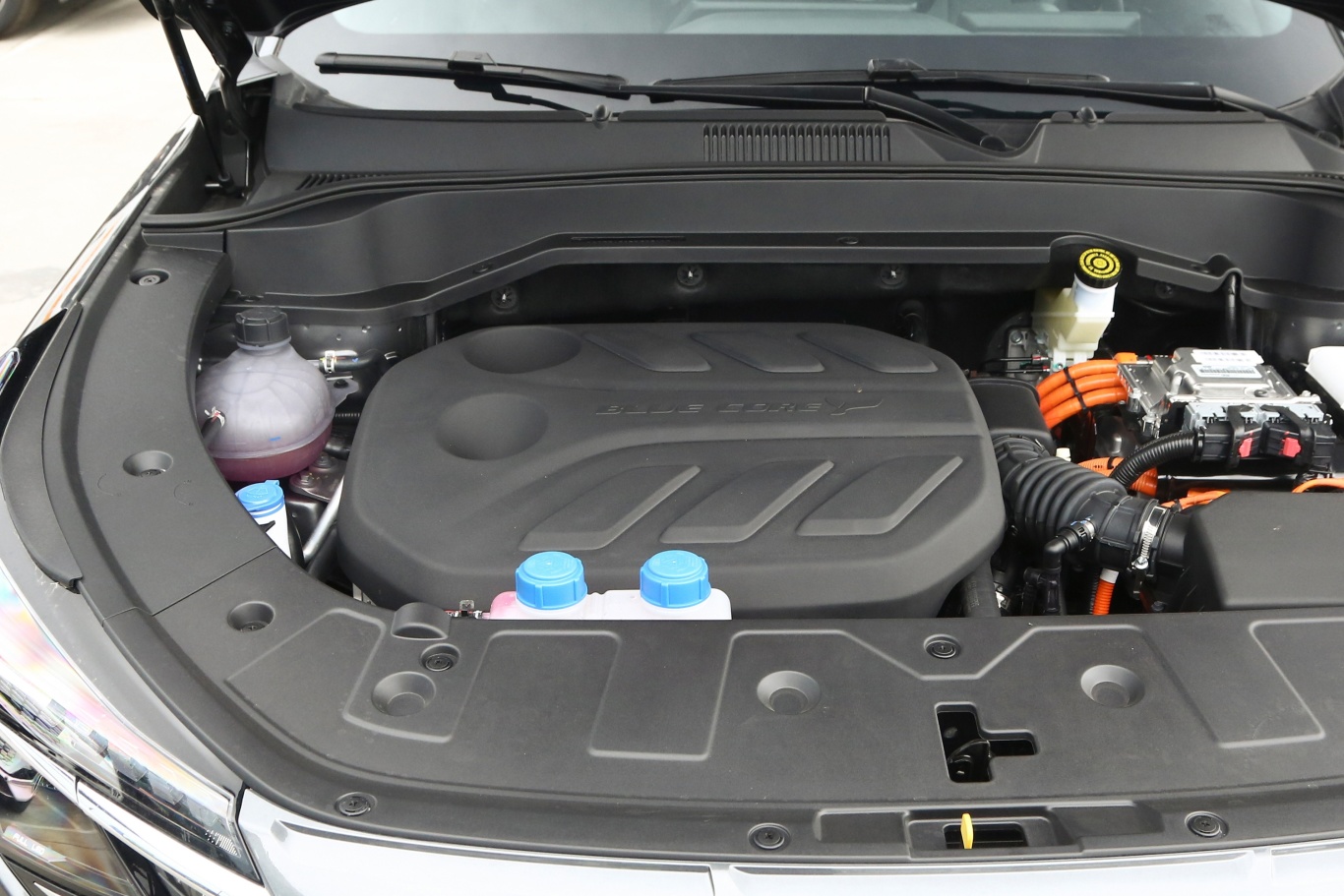 【长安欧尚Z6新能源1.5T 150km 旗舰型发动机特写图片-汽车图片大全】-易车