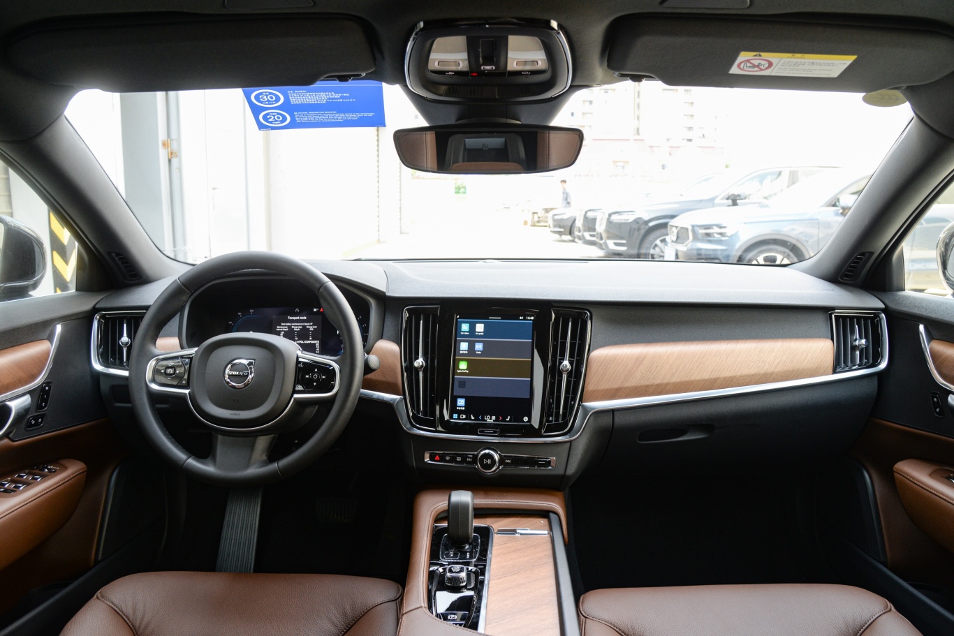 【沃尔沃S90B5 智逸豪华版内饰全景正拍图片-汽车图片大全】-易车
