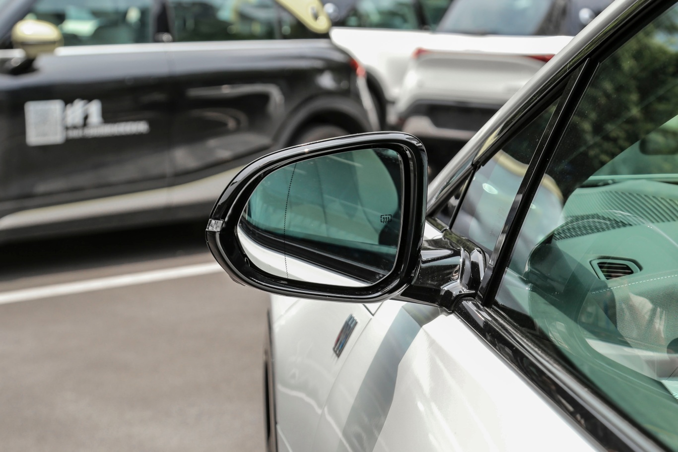 【别克E4530km 前驱GS版后视镜镜面图片-汽车图片大全】-易车