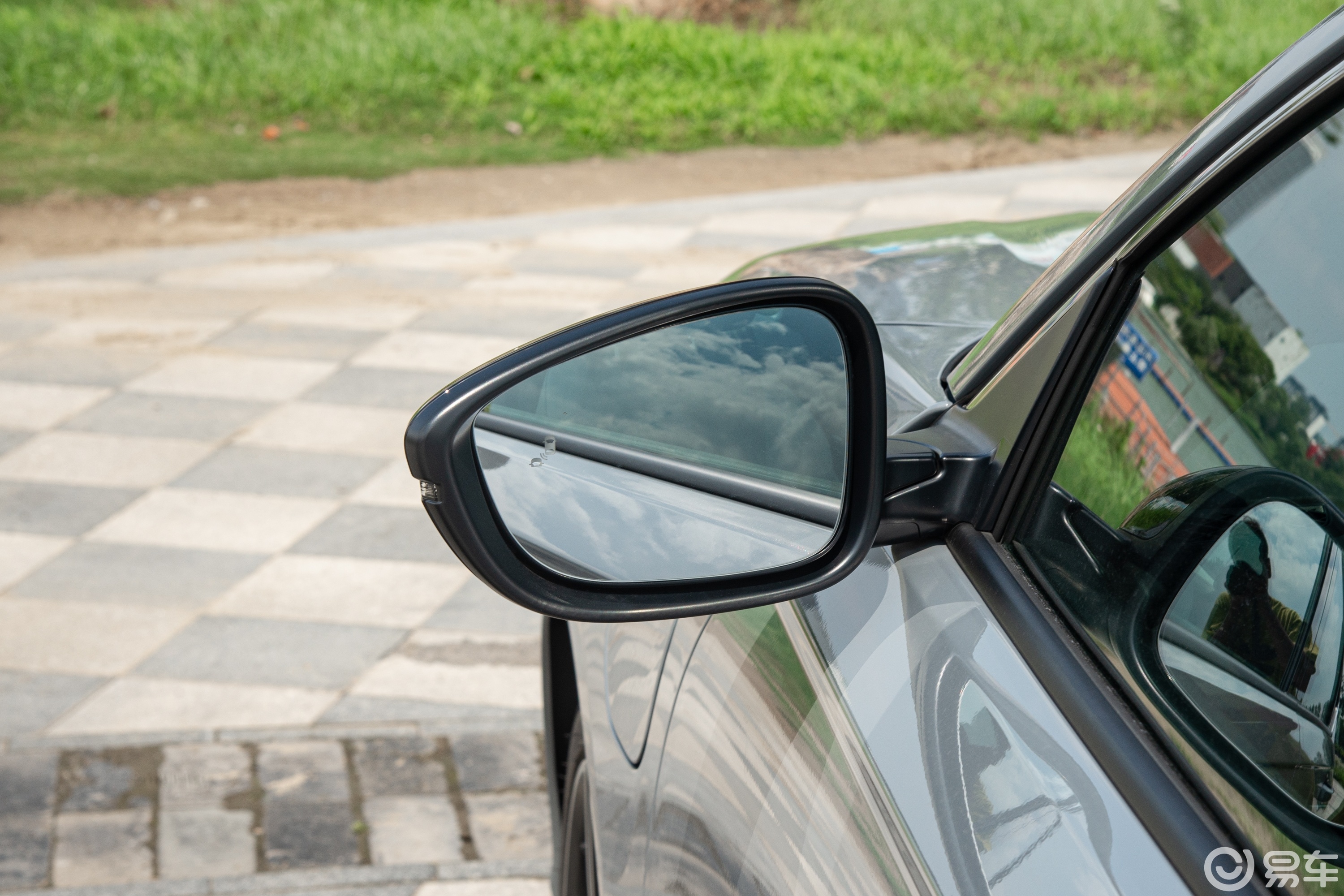 【英仕派 e:PHEV2.0L 82km 智耀版后视镜镜面图片-汽车图片大全】-易车