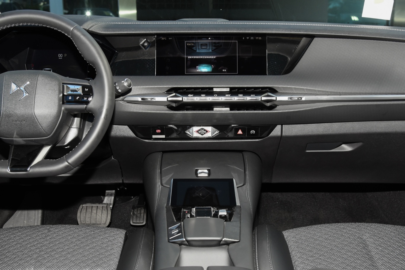 【DS 41.6T 夏乐宫CROSS版中控台整体图片-汽车图片大全】-易车