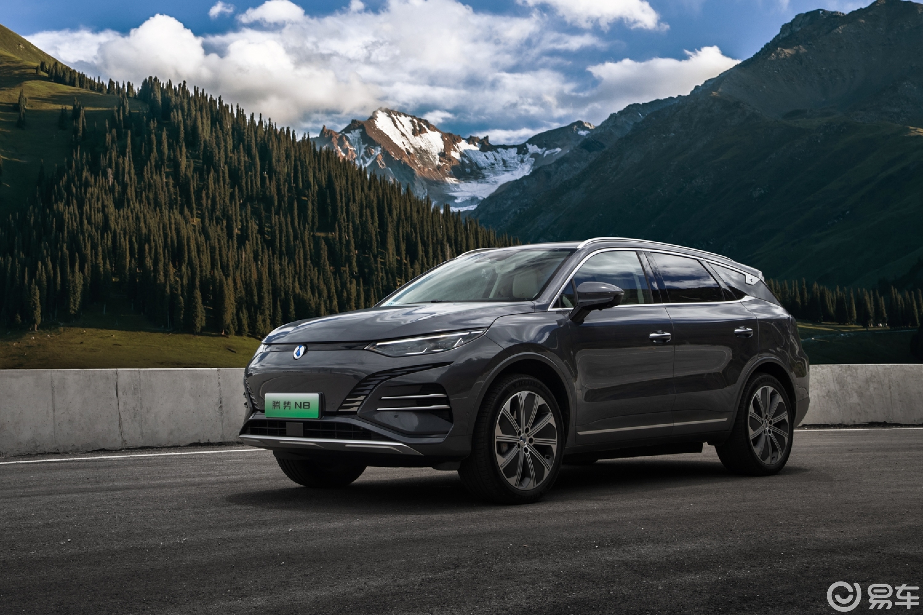 【腾势N8图片-汽车图片大全】-易车