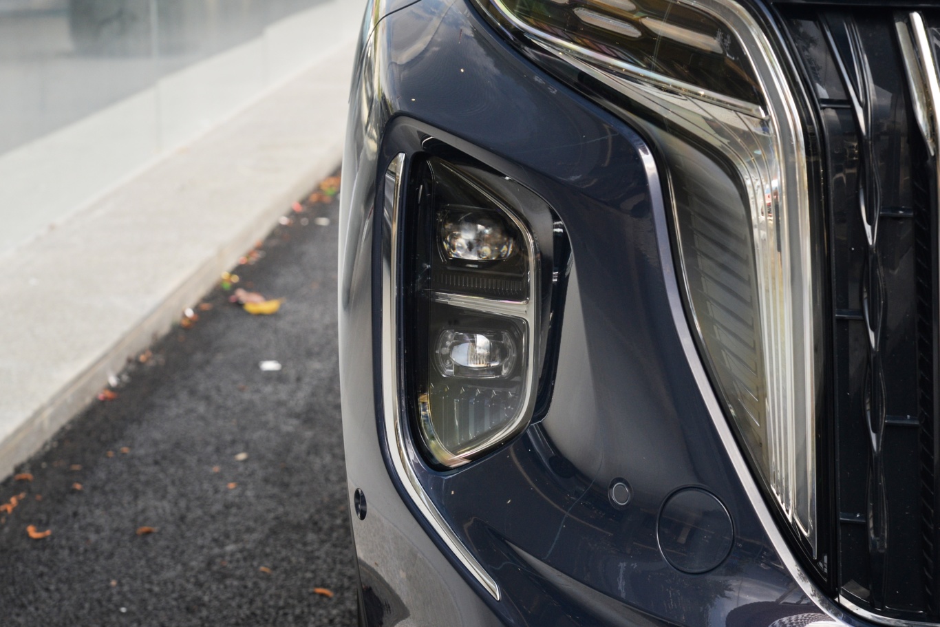 【红旗HS72.0T 四驱旗领版 6座外观图片-汽车图片大全】-易车