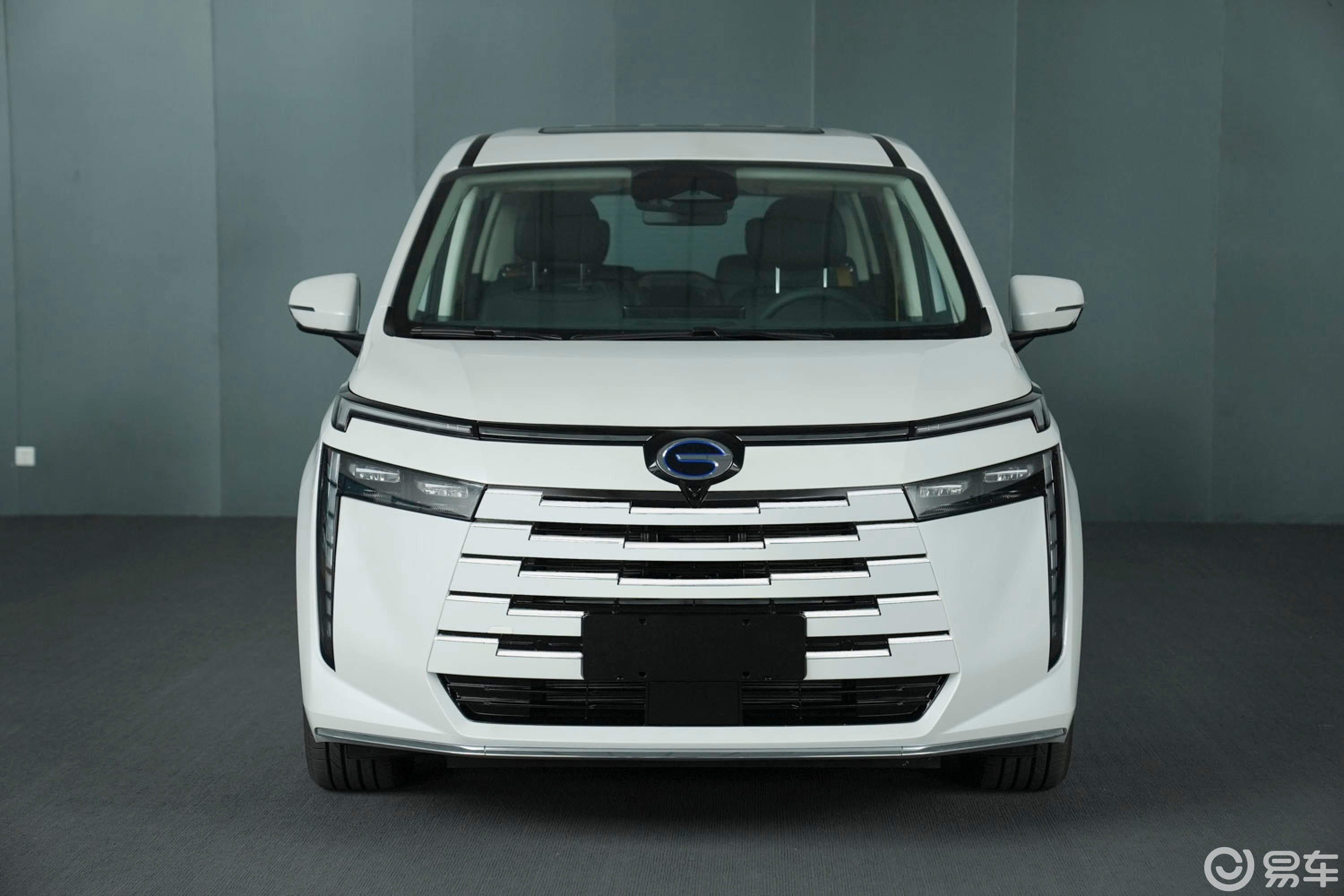 【传祺E8图片-汽车图片大全】-易车