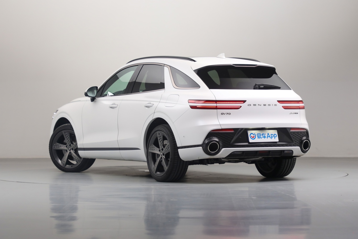 【捷尼赛思GV702.5T 四驱旗舰版侧后45度车头向左水平图片-汽车图片大全】-易车